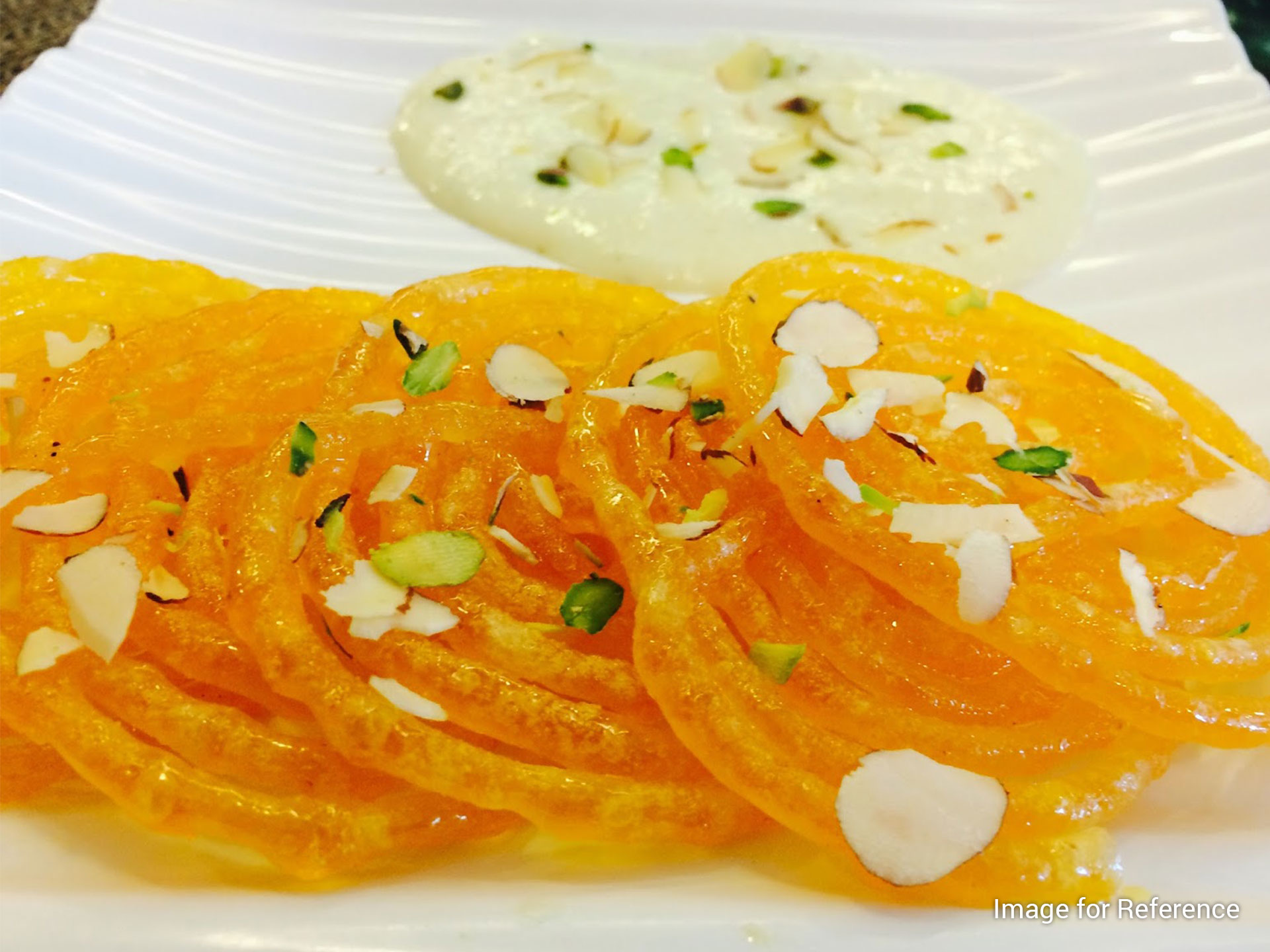 Punjabi Di Rasoi ki Jalebi Naal Rabri, Punjabi Di Rasoi, Calicut -Taste ...