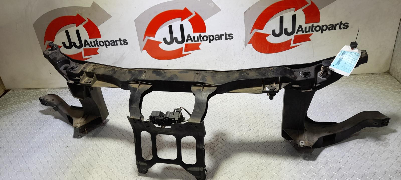 Radiator Support Vito Mercedes 2018
