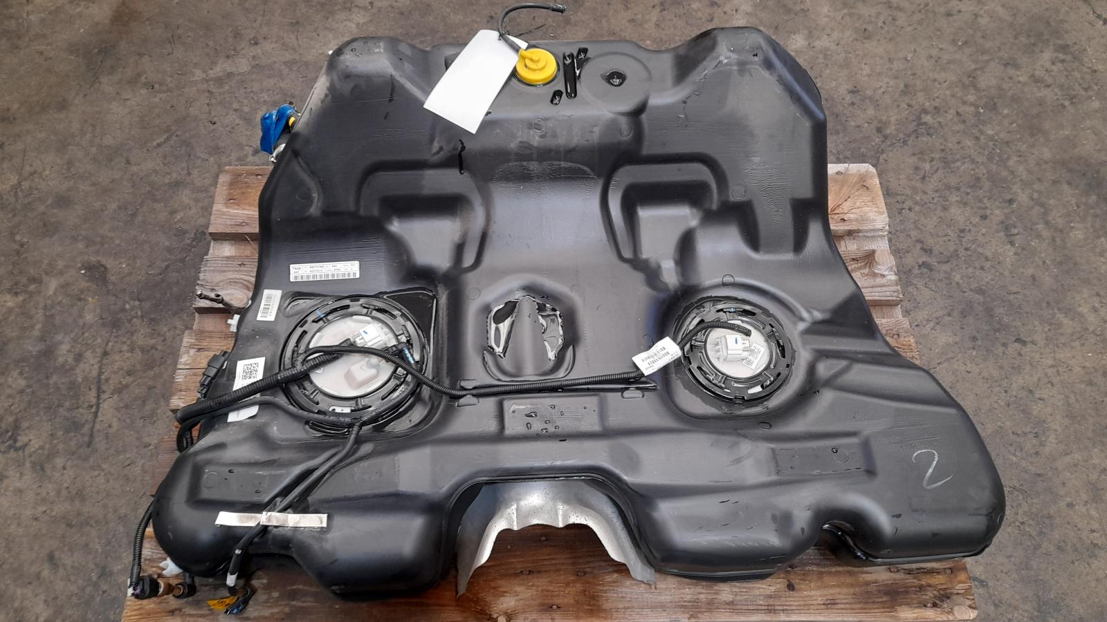 Fuel Tank Commodore Holden 2015