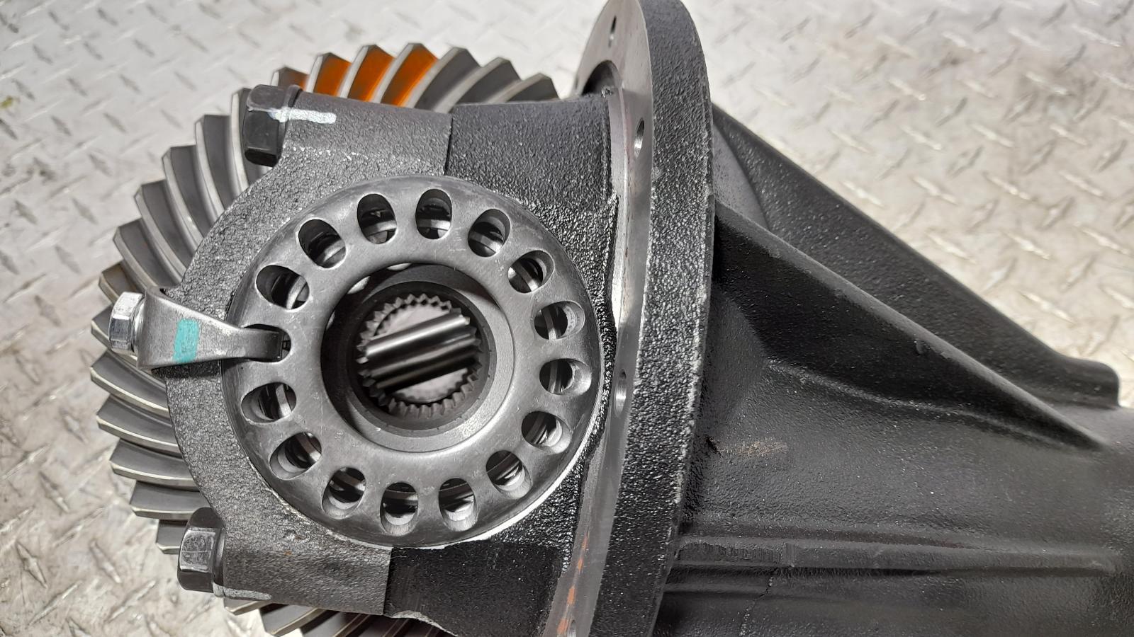 Differential Centre Hiace Toyota 1996