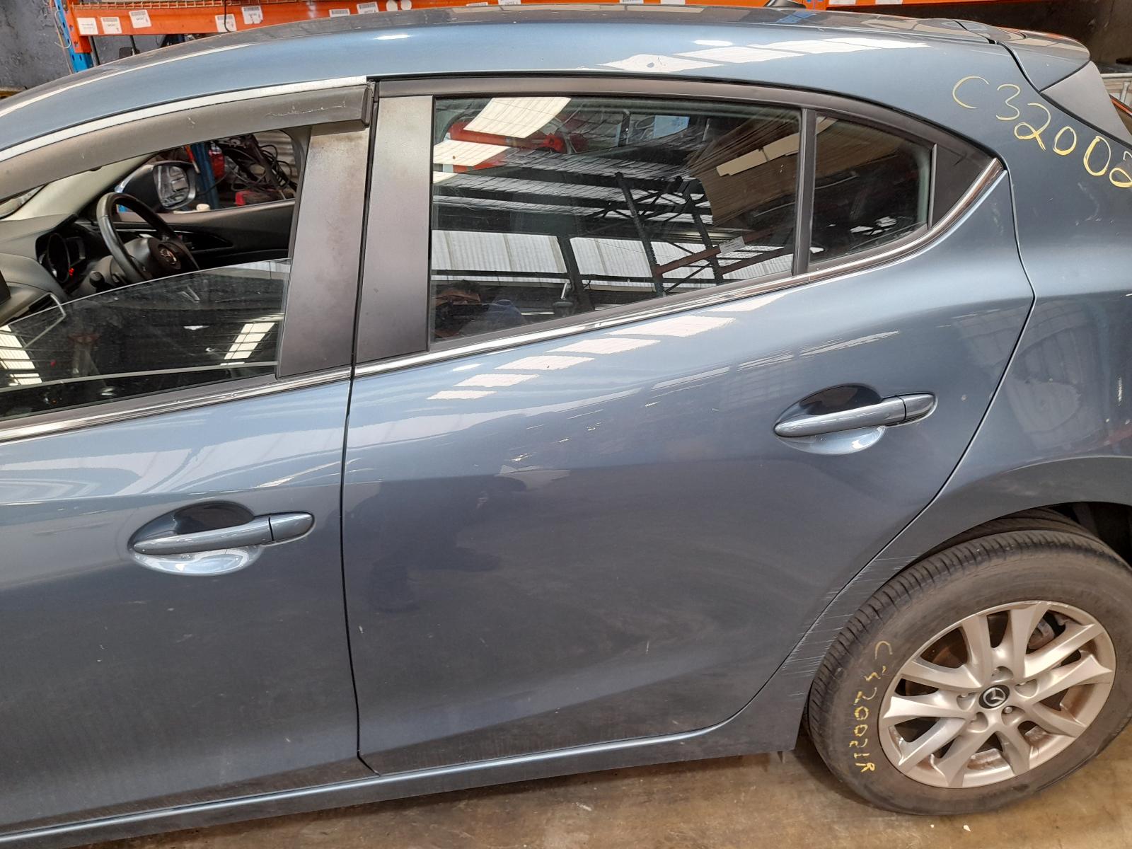 Jack/Tool Kit 3 Mazda 2014