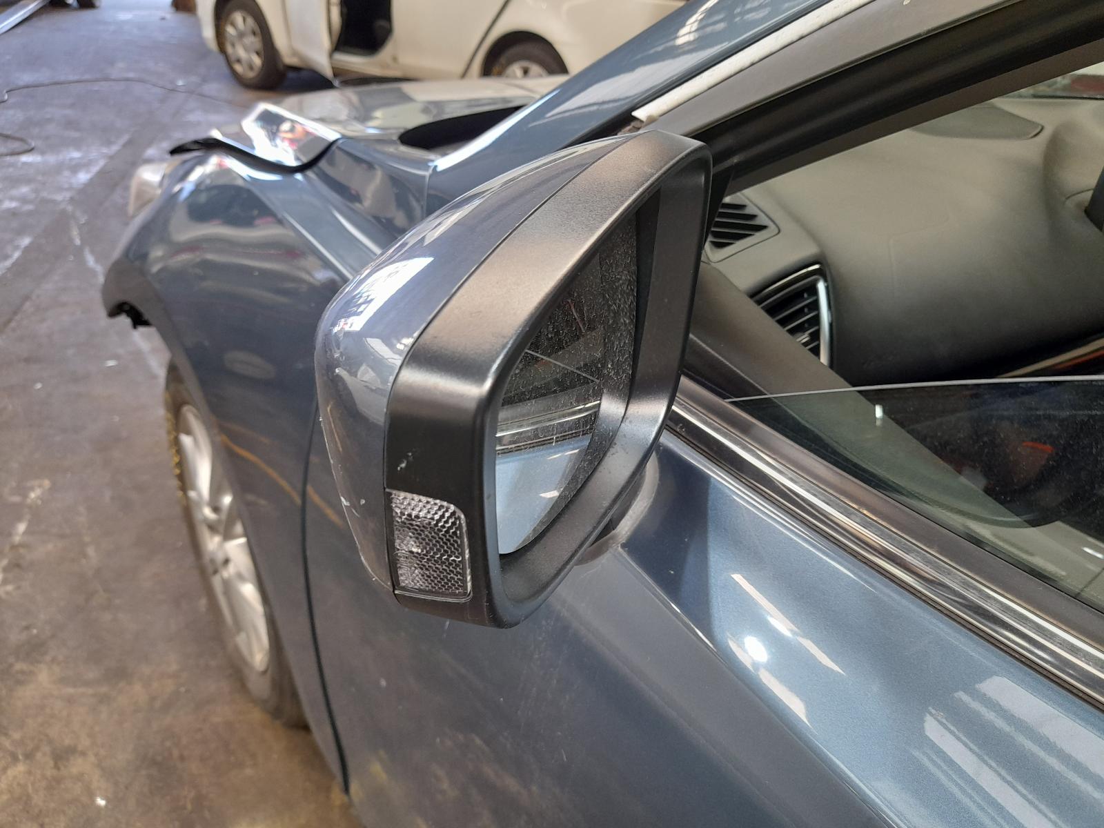 Jack/Tool Kit 3 Mazda 2014