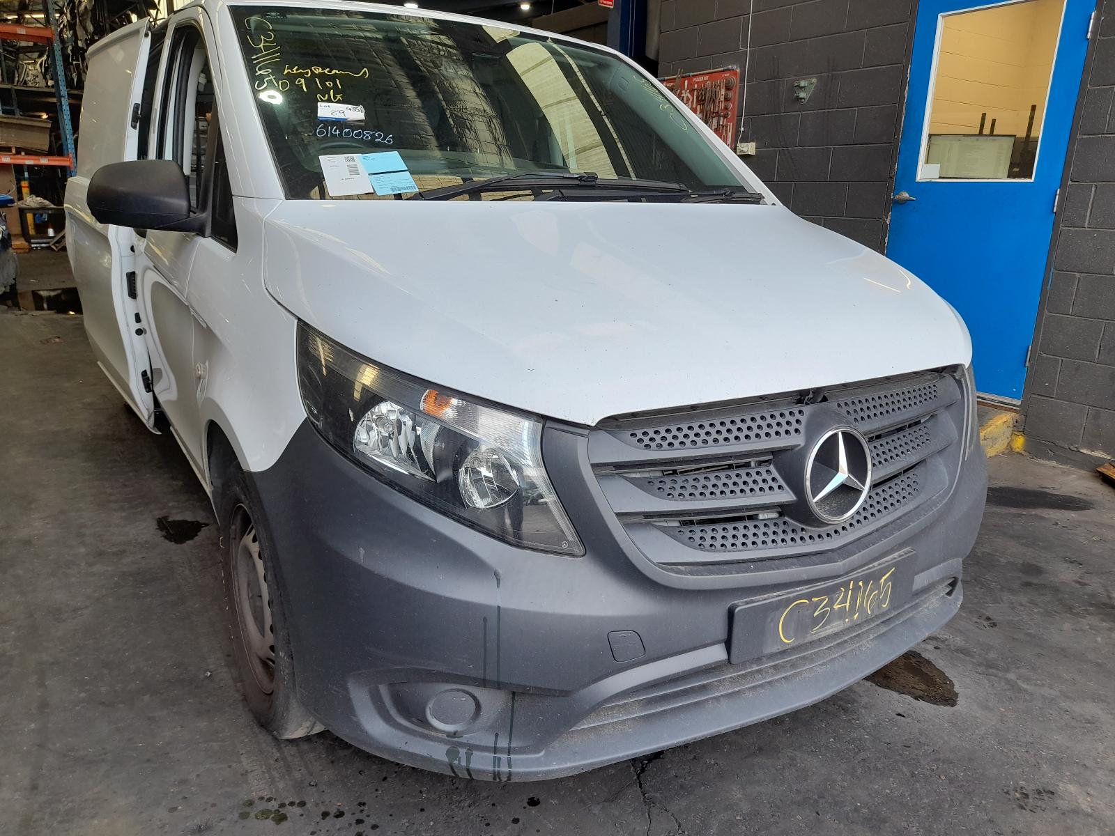 Radiator Support Vito Mercedes 2018