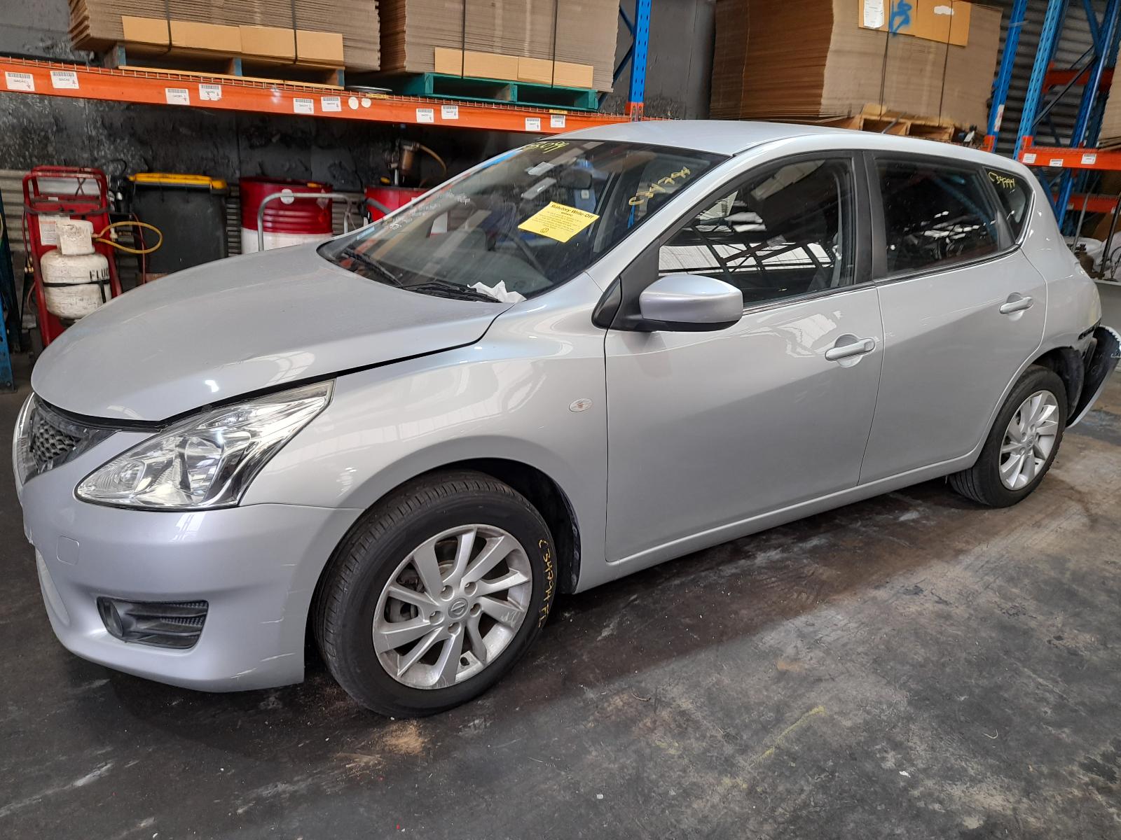 Right Front Window Reg/Motor Pulsar Nissan 2015