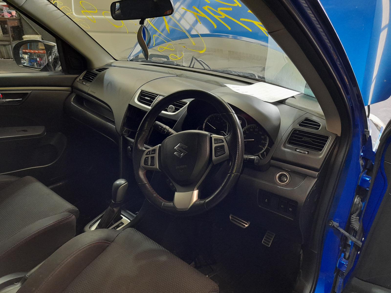 interior swift 2012