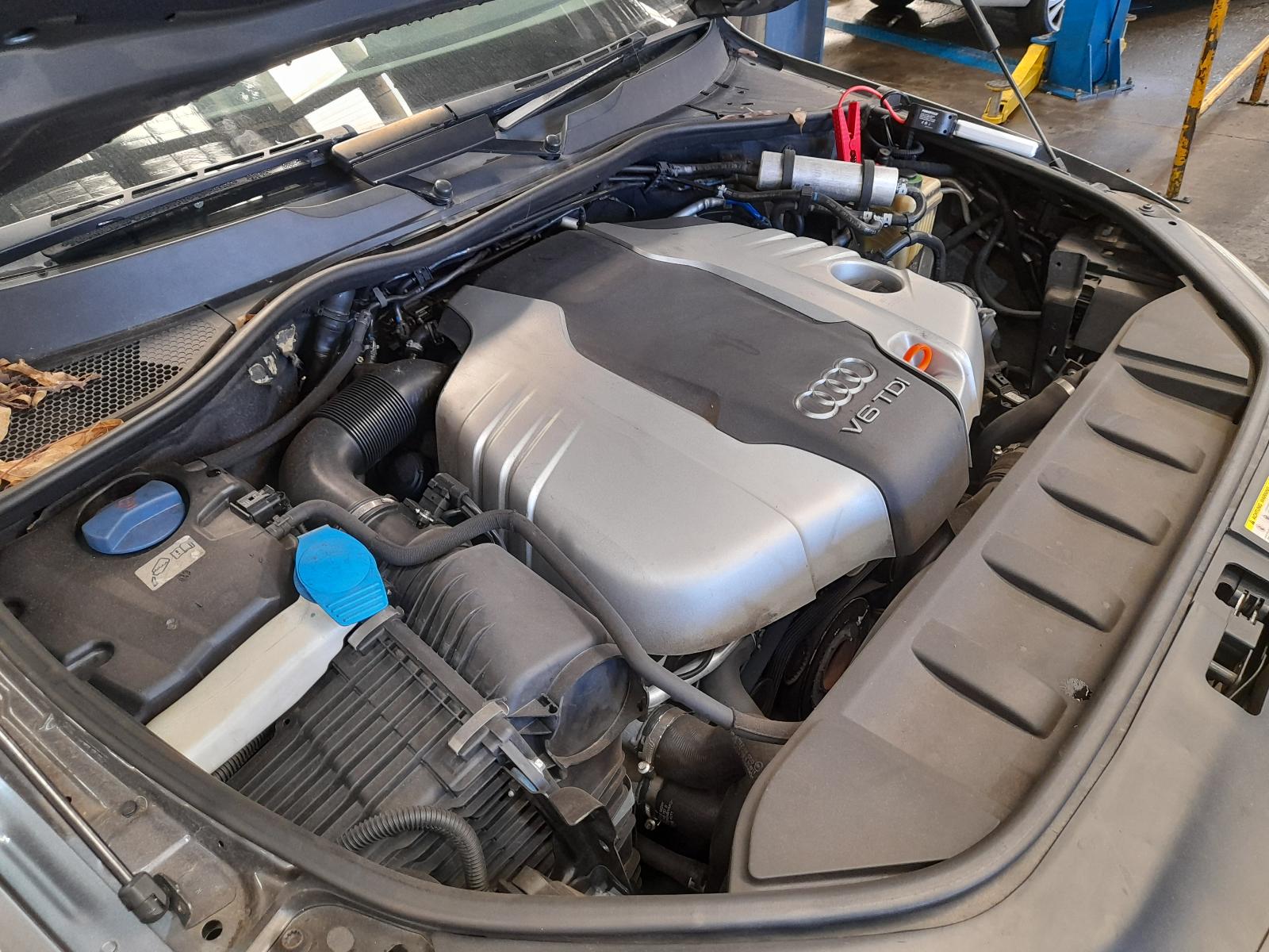 audi q7 2011 engine