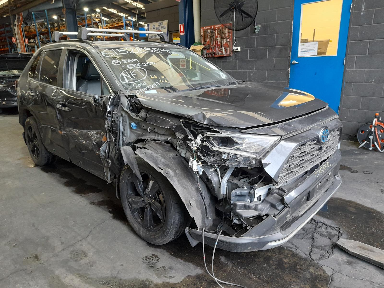 Rear/Tailgate Glass Rav4 Toyota 2021