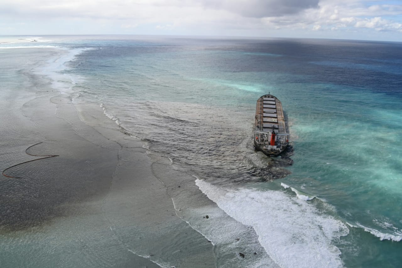 MV Wakashio Oil Spill & The Need For A National Commission - Le Mauricien