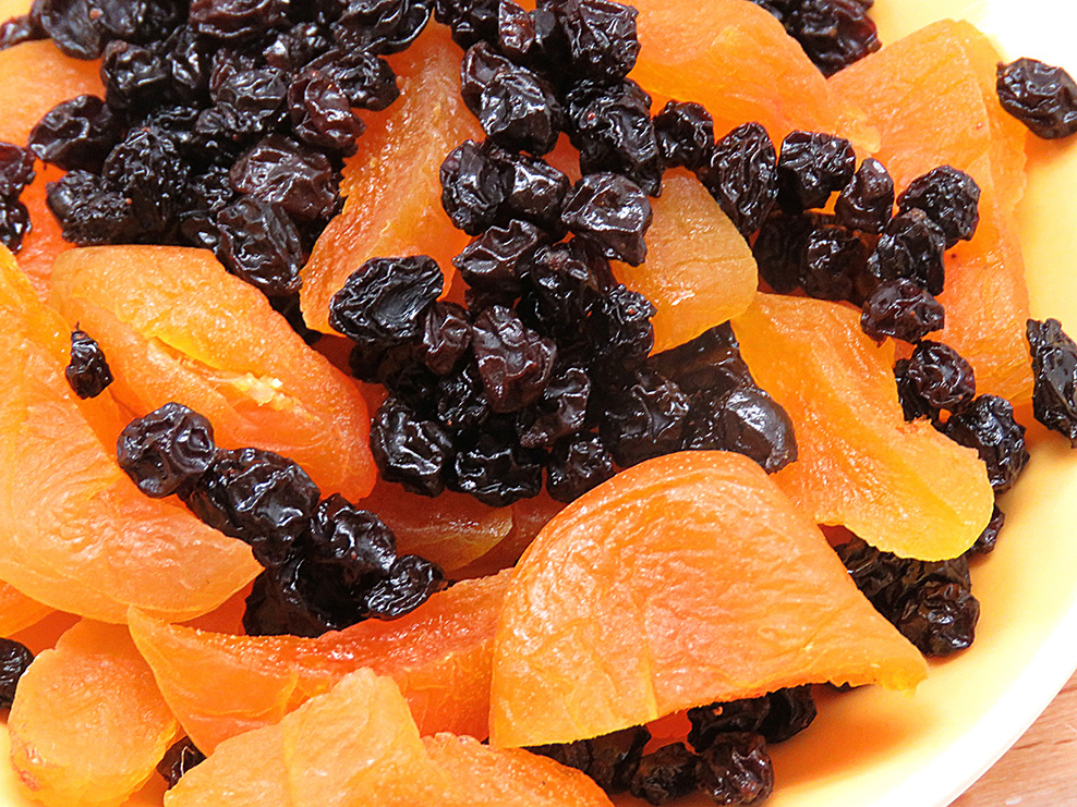 Apricot Berry Mix - Signature Market