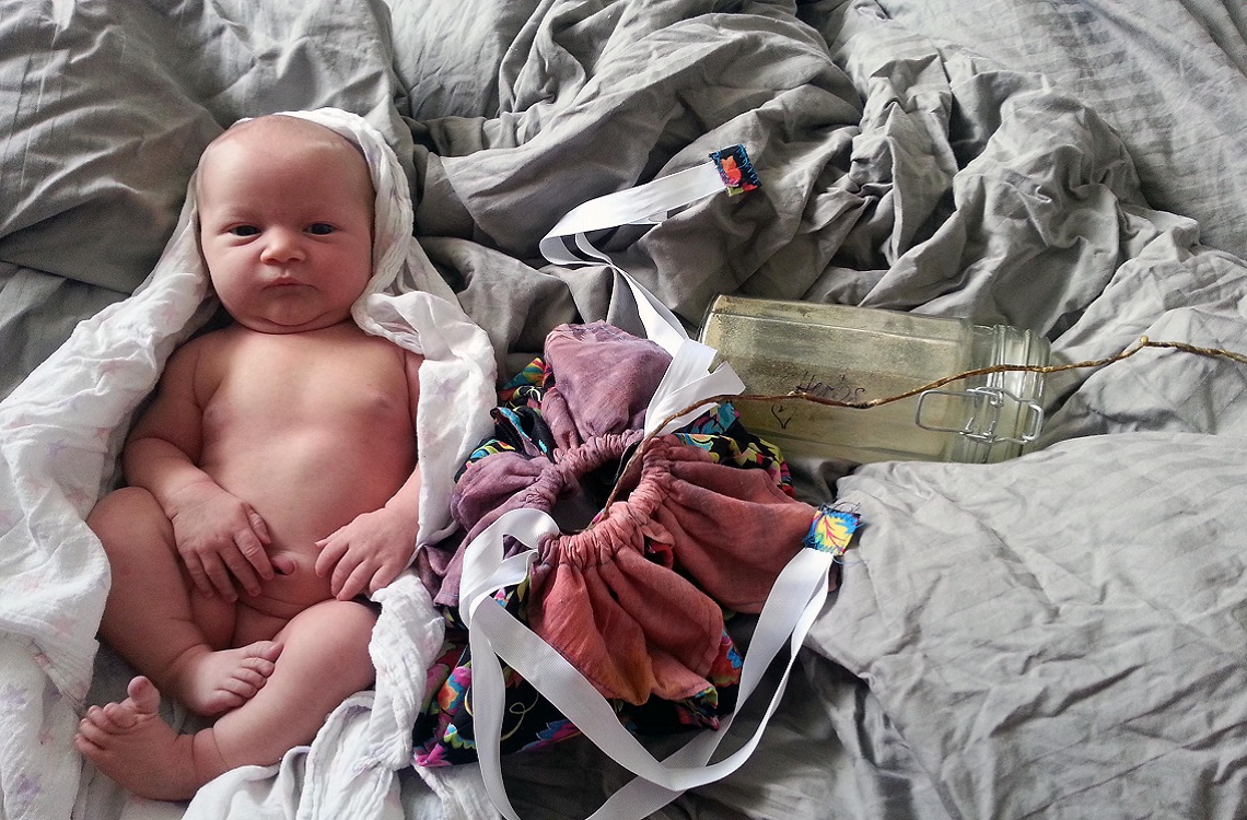 What Parents Should Know About Lotus Birth: Is It Safe - July 2020 ...