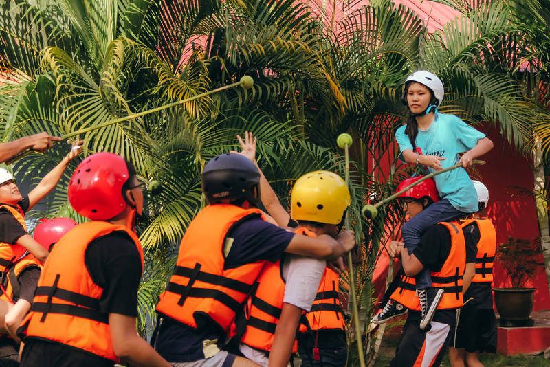 Challenge, teamwork & leadership | White Water Summer Camp (WWSC)