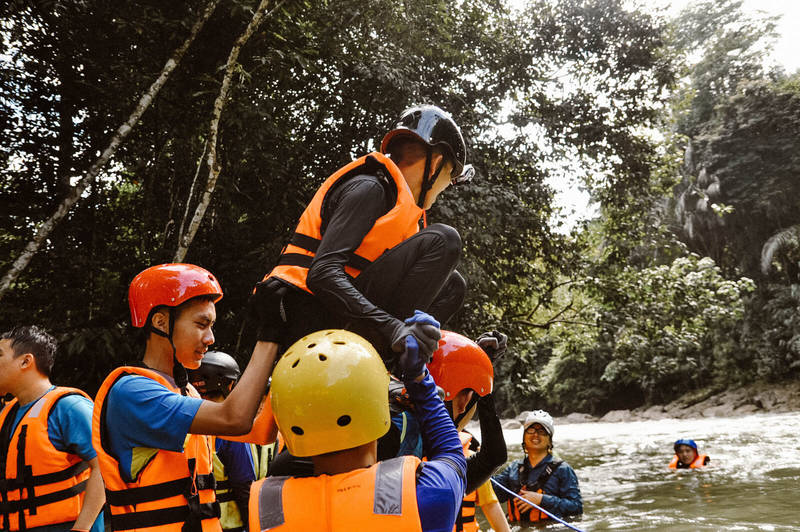 Challenge, teamwork & leadership | White Water Summer Camp (WWSC)
