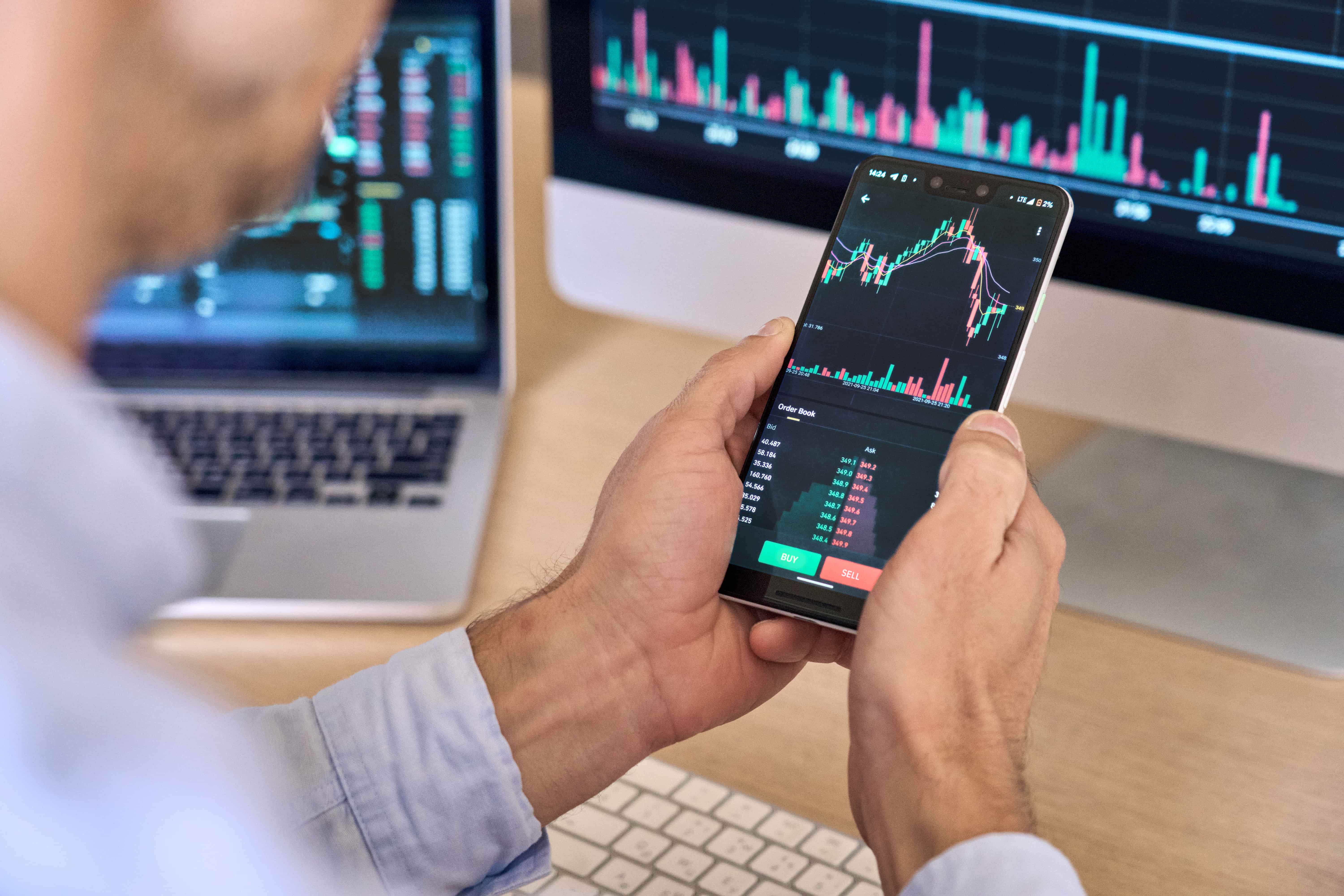 Margin Call dalam Saham, Apa dan Bagaimana Cara Menghindarinya? - Emtrade