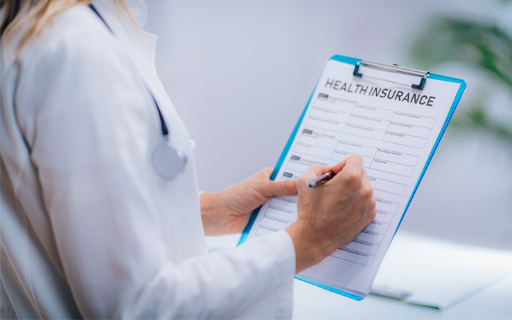 7 Tips Memilih Asuransi Kesehatan Terbaik yang Perlu Diketahui - Emtrade