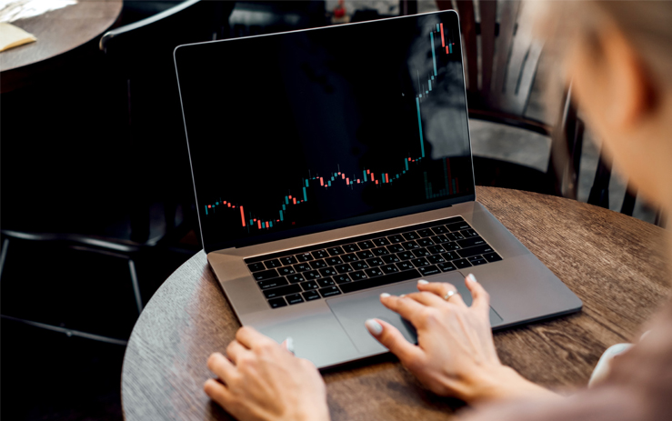 Strategi Scalping, Swing, dan Super Trading, Apa Bedanya? - Emtrade Strategi Scalping, Swing, dan Super Trading, Apa Bedanya? - Emtrade