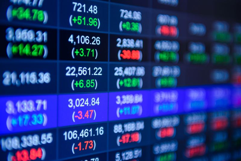 10 Istilah Penting dalam Saham yang Wajib Diketahui Pemula - Emtrade