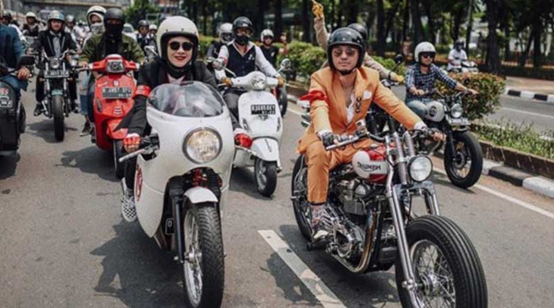 5 Selebriti Indonesia Hobi Motor Klasik, Bisa Jadi Inspirasi Nih! | KASKUS