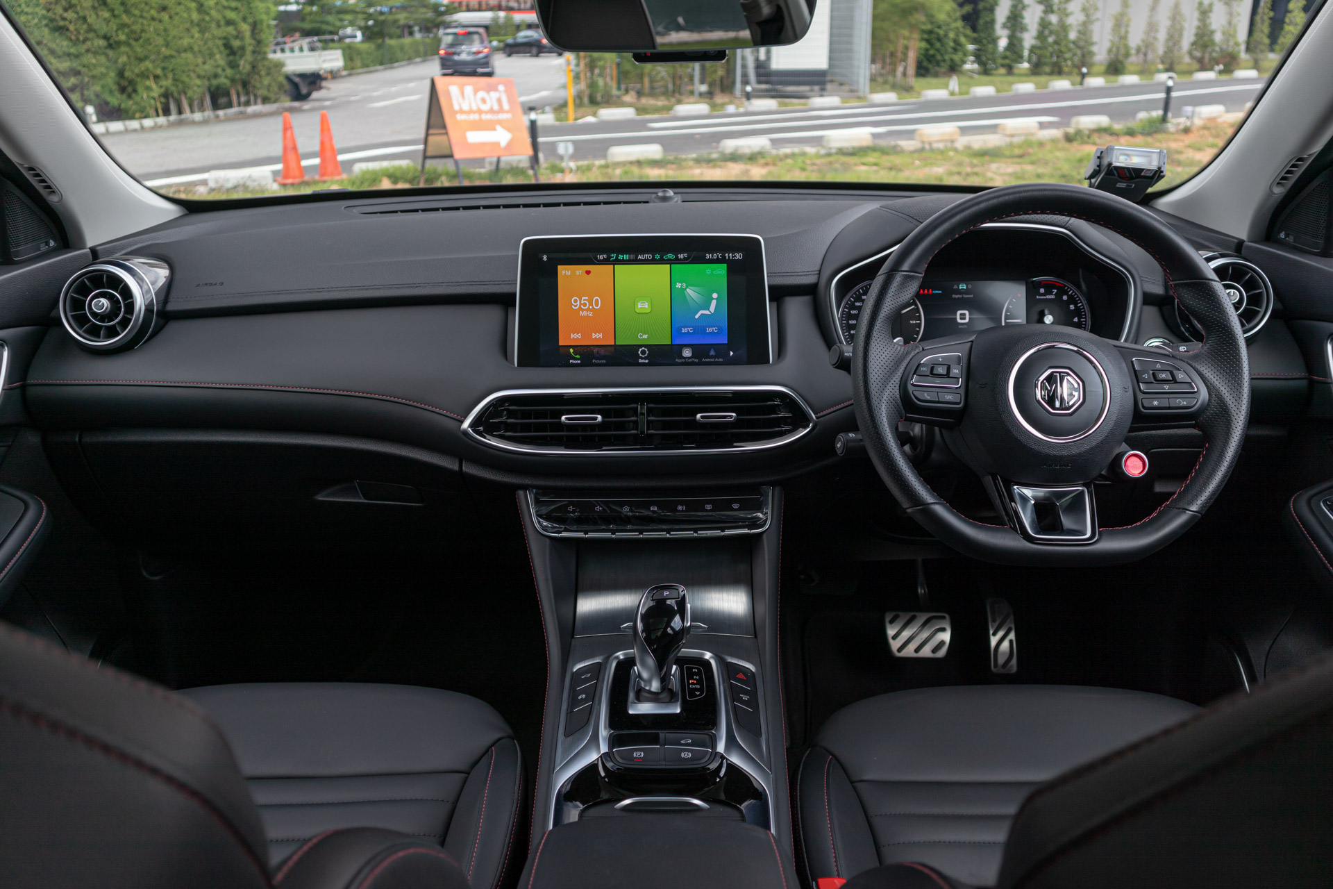 mReview: MG HS - An Unexpected Front-Runner | Articles | Motorist Singapore