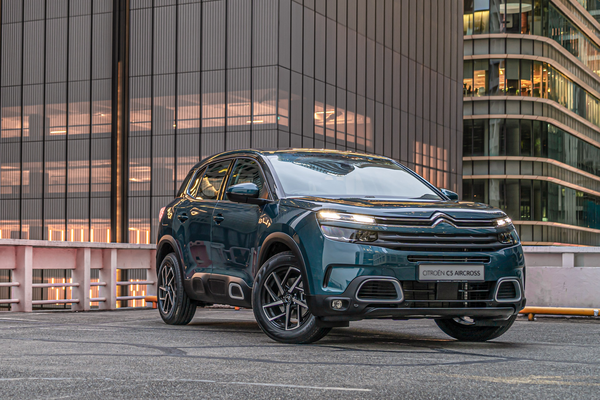Up and About with the Citroën C5 Aircross: New Discoveries at Every ...