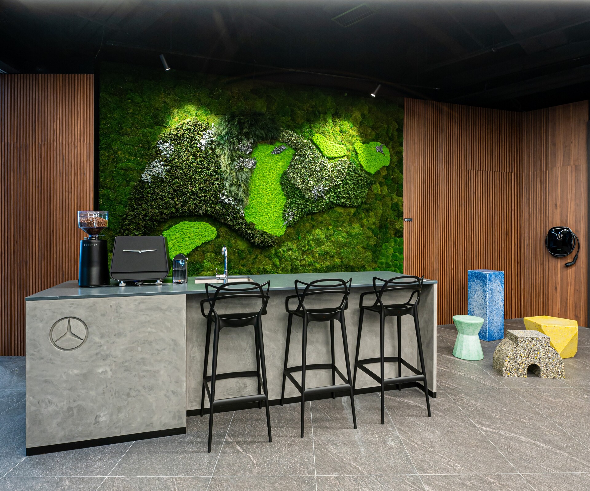 Mercedes-Benz Concept Store Opens in Great World in A Showcase Of ...