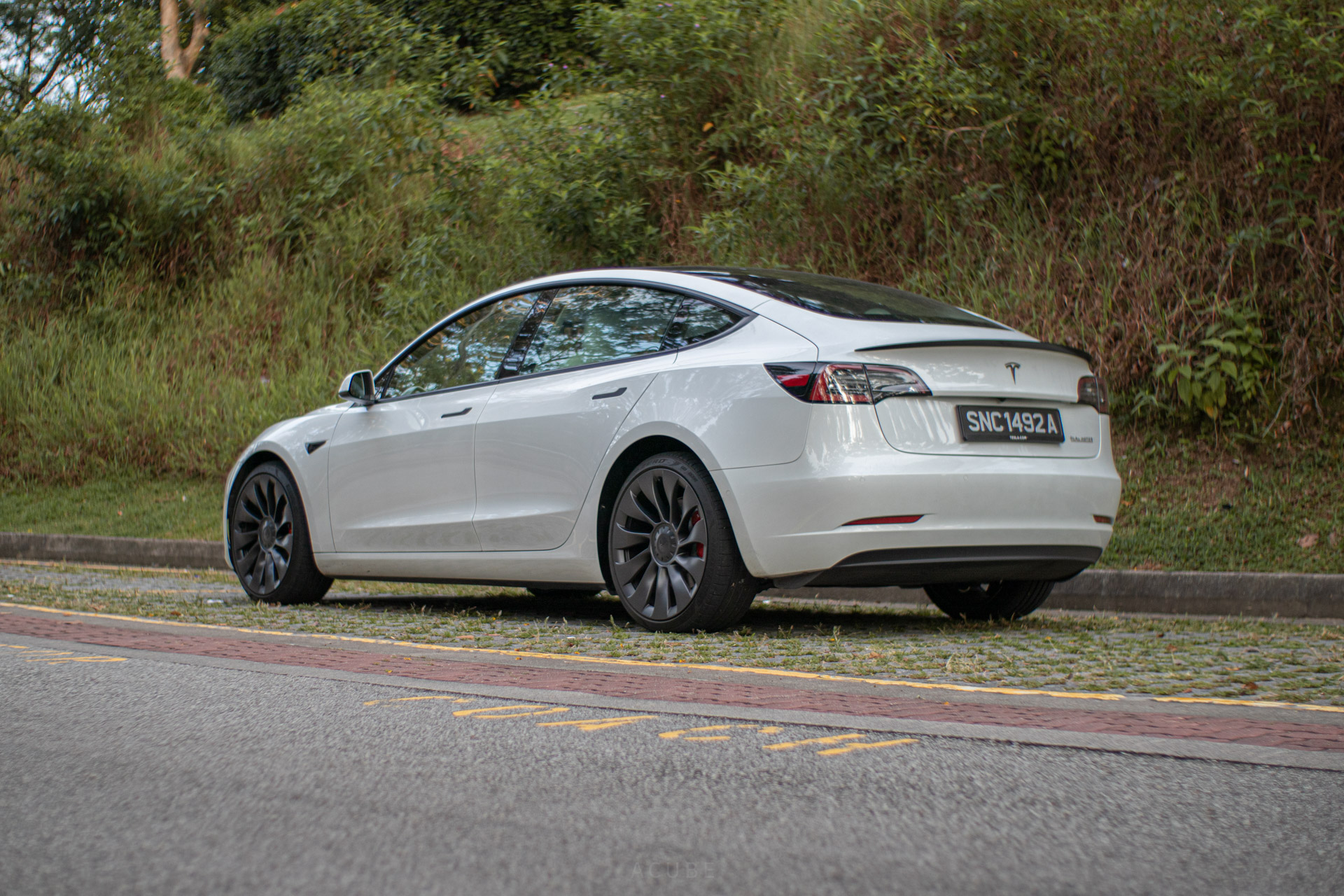 mReview: 2022 Tesla Model 3 Performance - Lightning In A Bottle ...