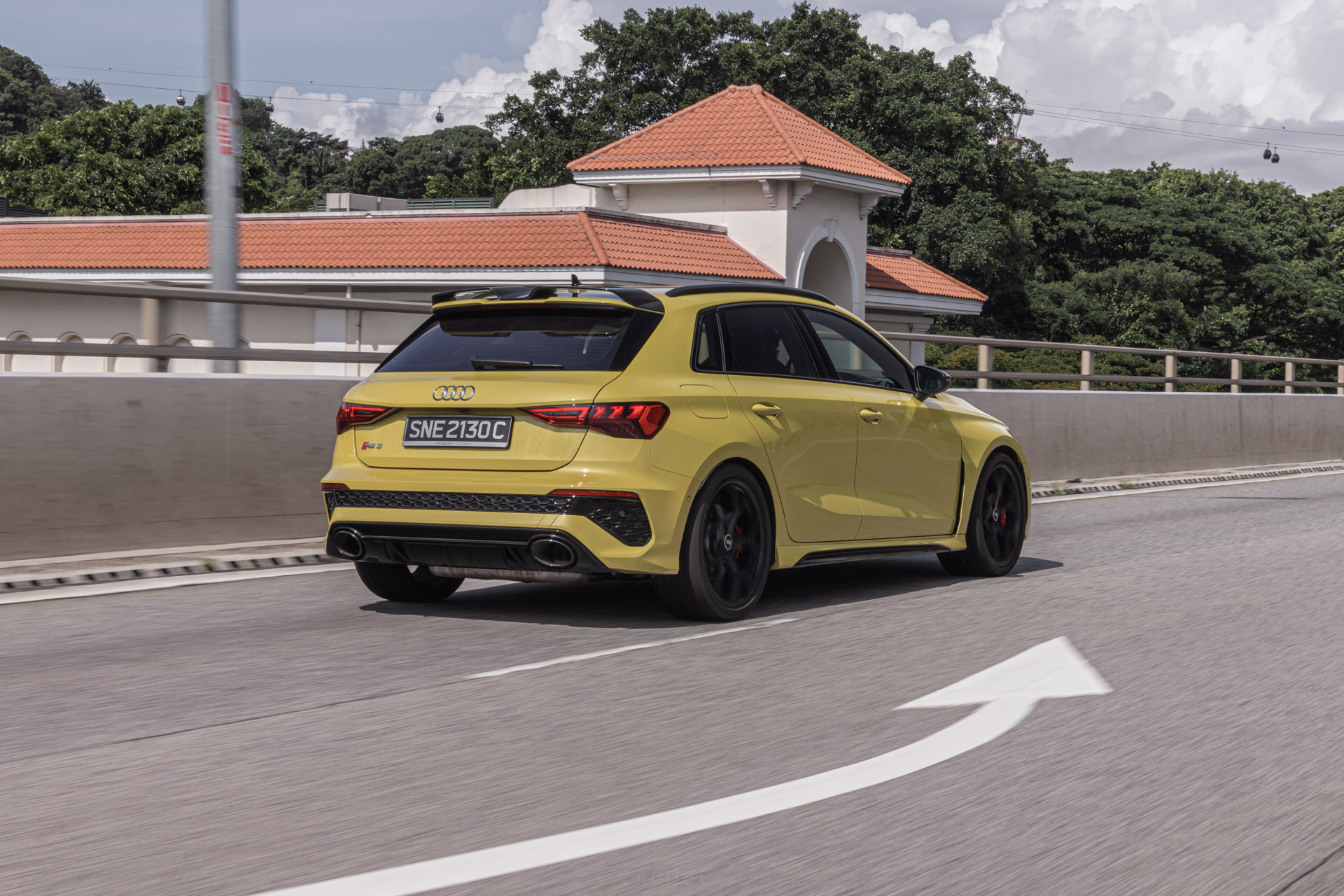 mReview: Audi RS 3 Sportback - Ridiculously Swift | Articles | Motorist ...