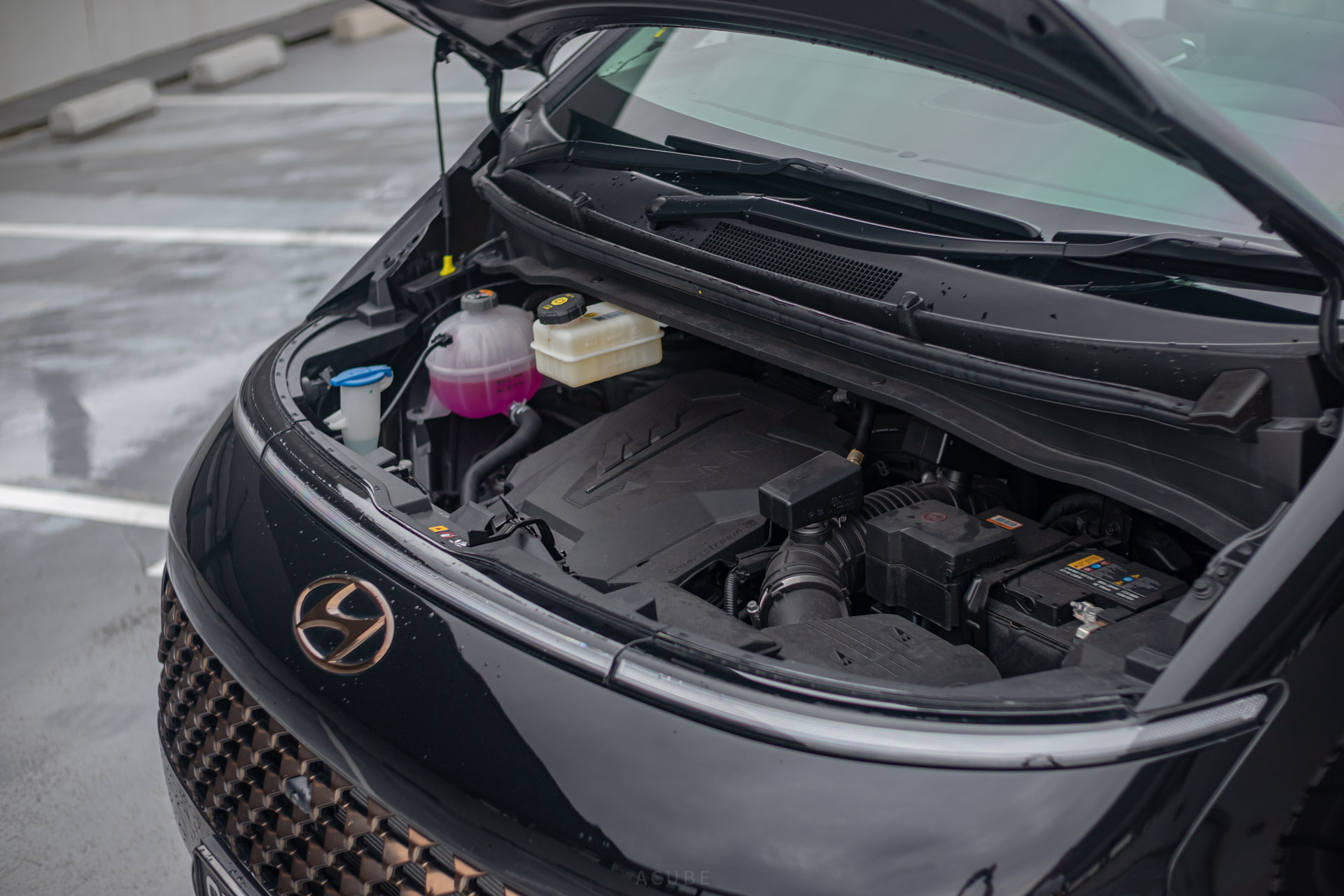 mReview: 2022 Hyundai Staria 3.5 V6 - Basically Noah's Ark On Wheels ...