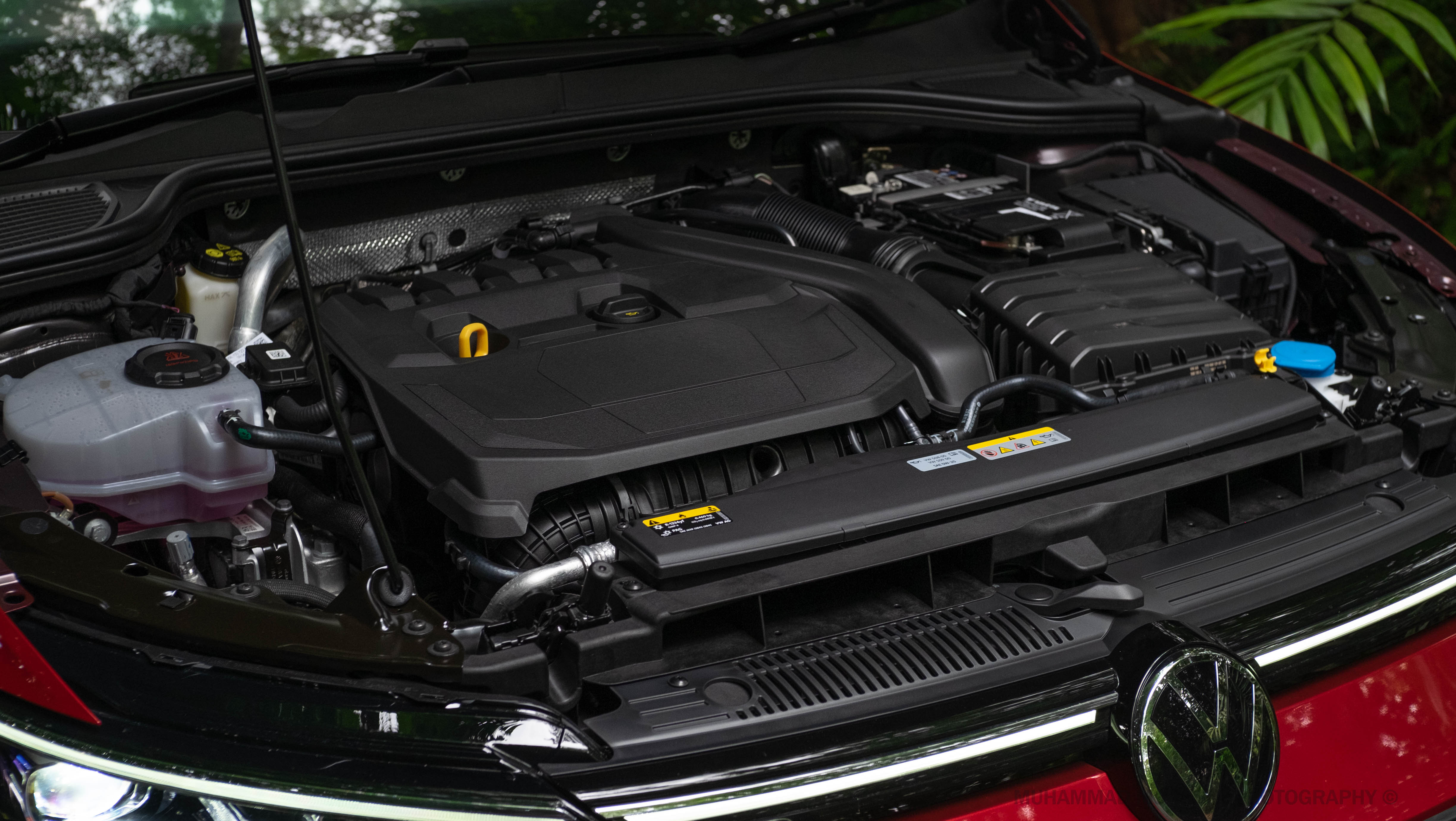 mReview: Volkswagen Golf 1.5 eTSI R-Line - Almost a Hole-in-One ...