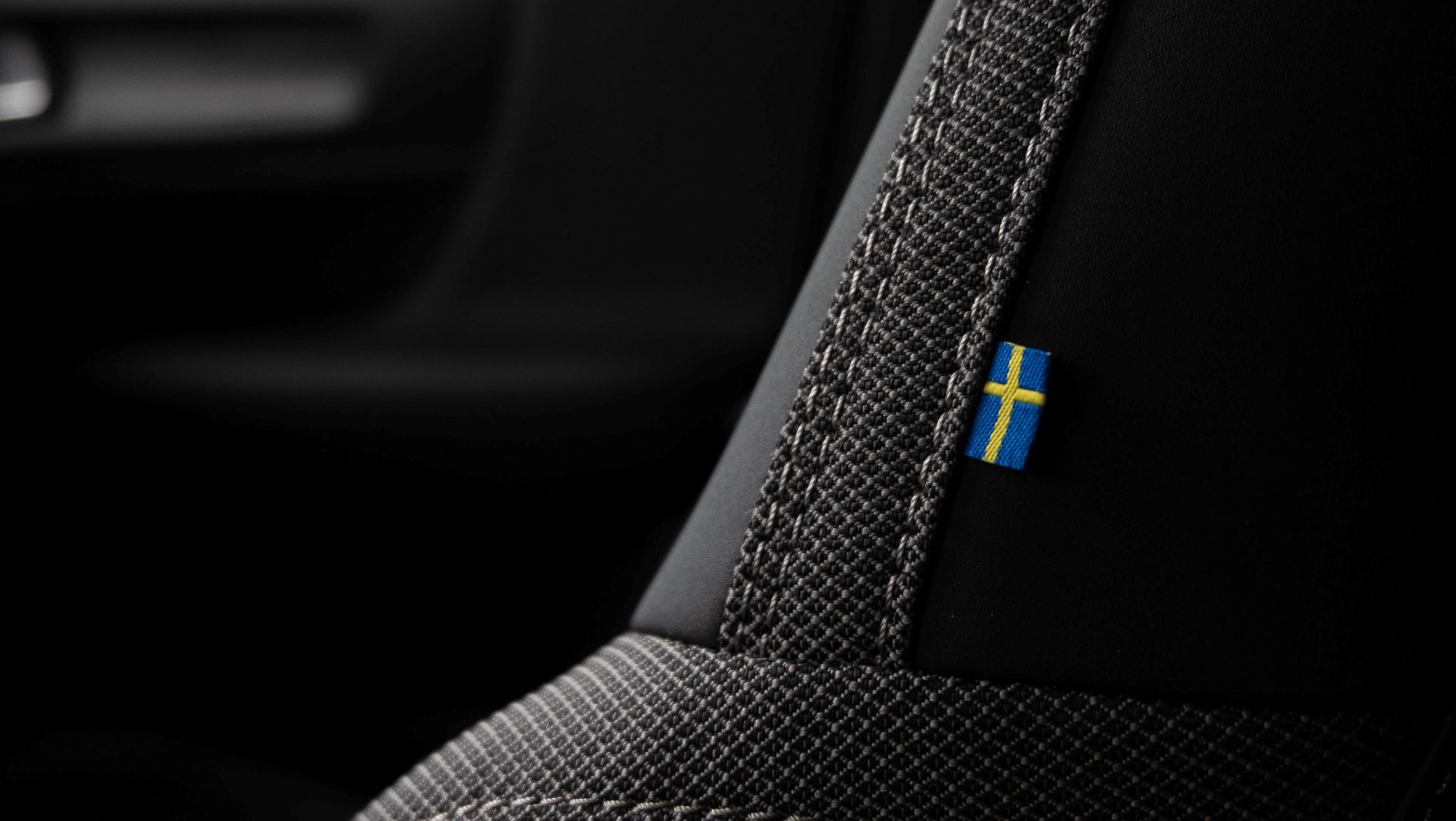 Volvo Showcases All-New Fully-Electric C40 Recharge, Car To Have Up To ...