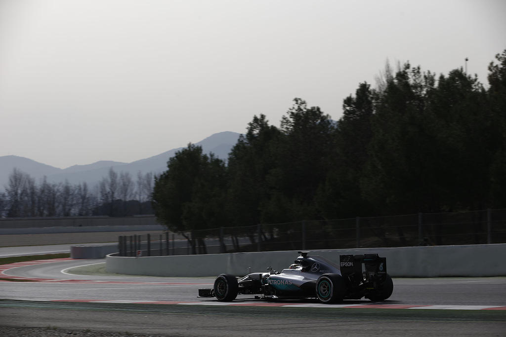The Motorist Guide To Surviving The F1 Weekend | Articles | Motorist ...