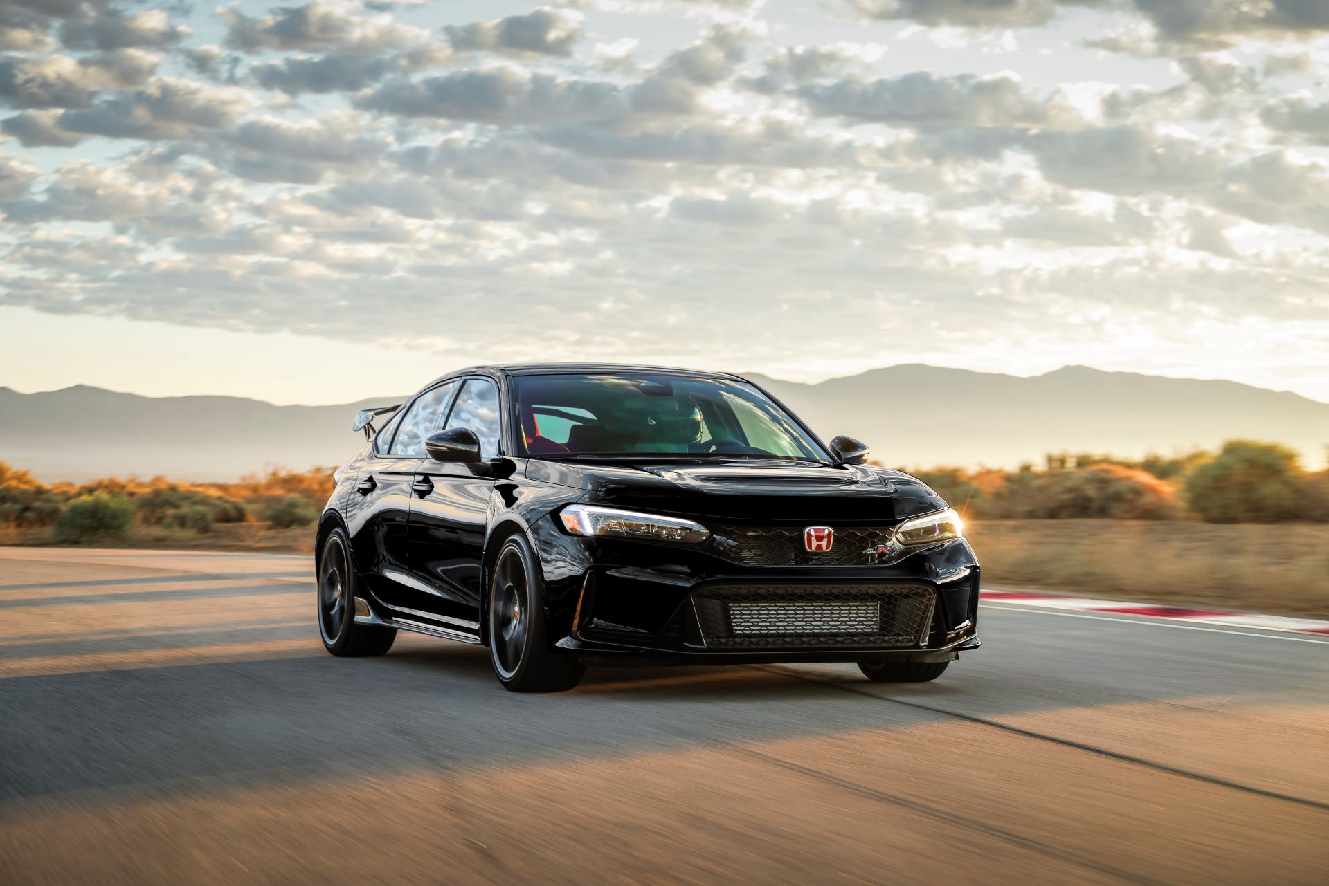 2023 Honda Civic Type R: แสดงจุดยืนว่าจะเป็นรถ Type R ที่ทรงพลังที่สุด ...
