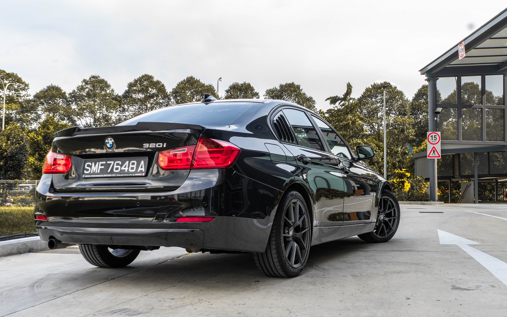 Car buyer's guide: BMW 320i EfficientDynamics, Lifestyle News - AsiaOne
