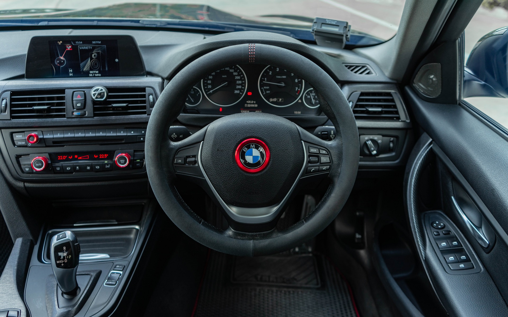 Motorist Car Buyer's Guide: BMW 320i EfficientDynamics | Articles ...