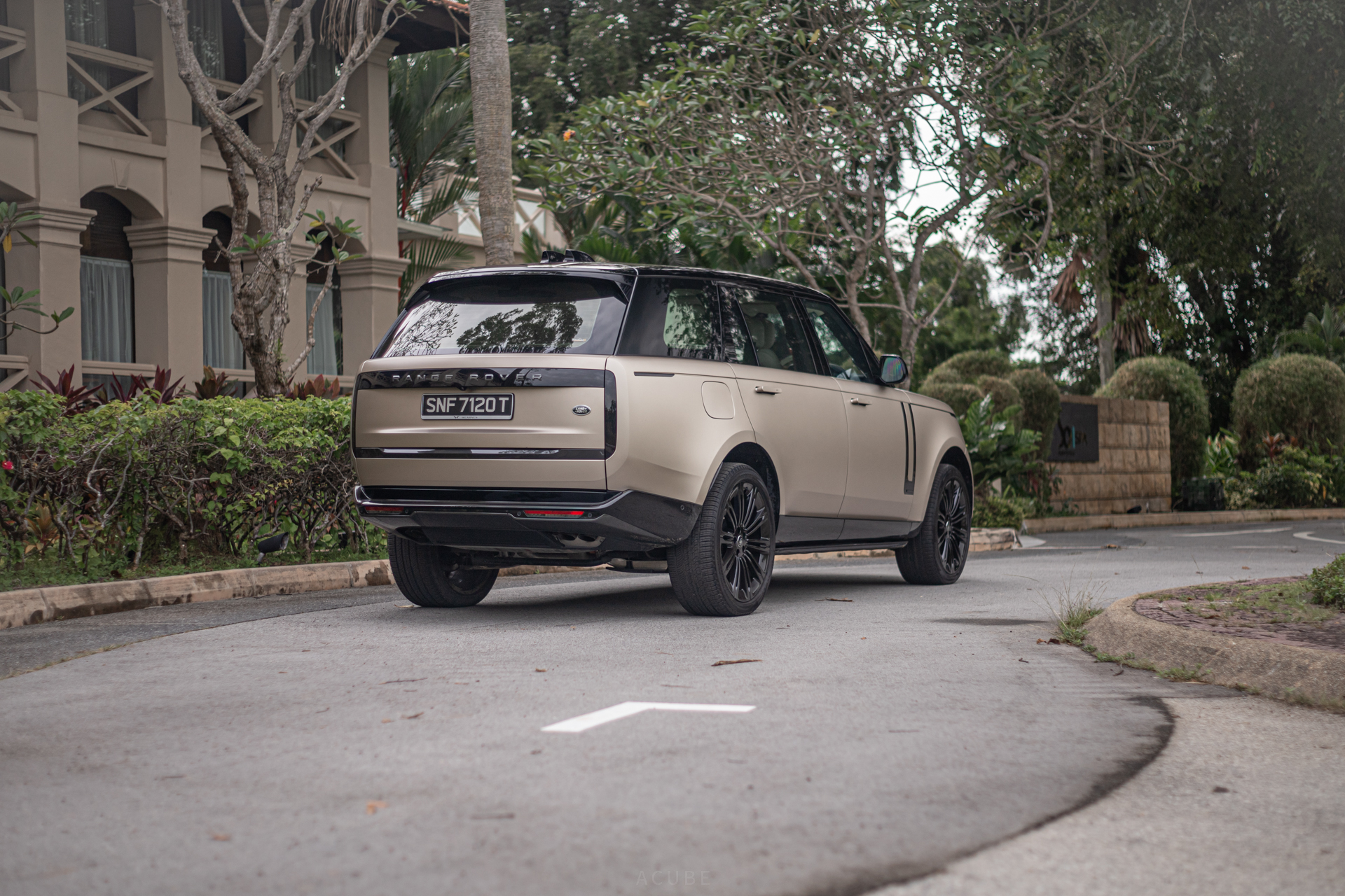 mReview: 2022 Range Rover - All Terrain Business Class | Articles ...