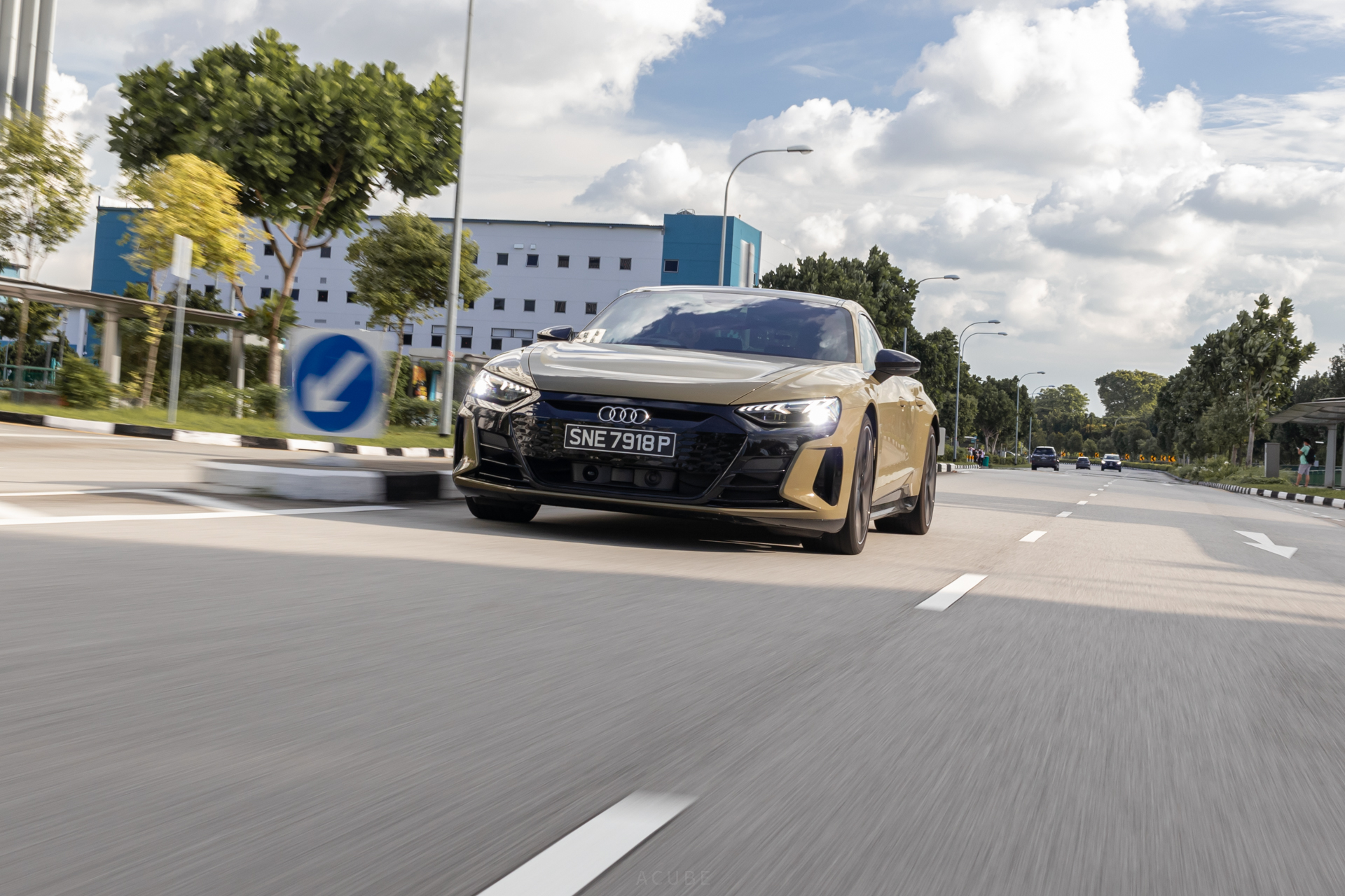 mReview: 2022 Audi e-tron GT - A Fast, Fastback For The New Ages ...
