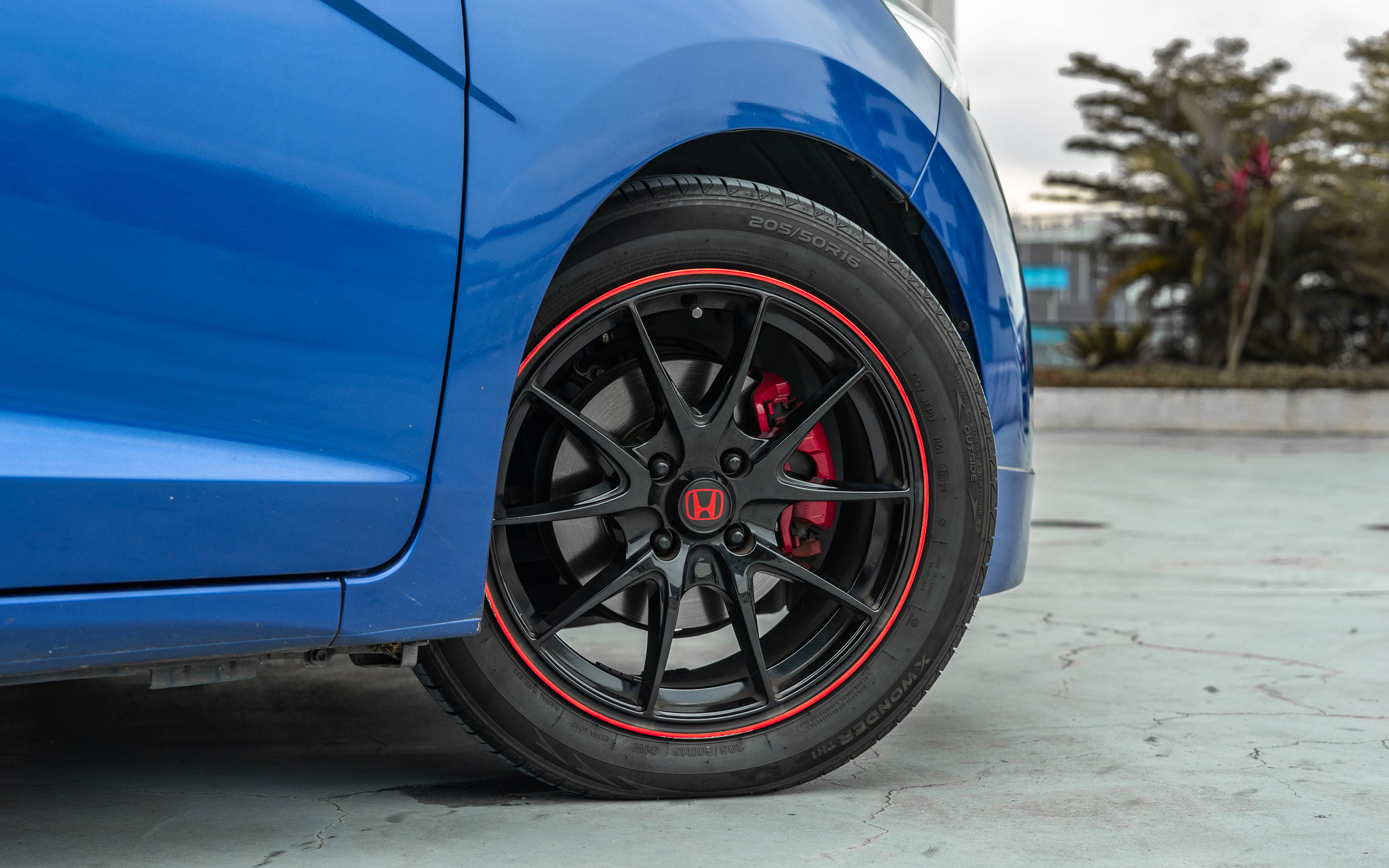 Motorist Car Buyer's Guide: Honda Jazz 1.3A | Articles | Motorist Singapore