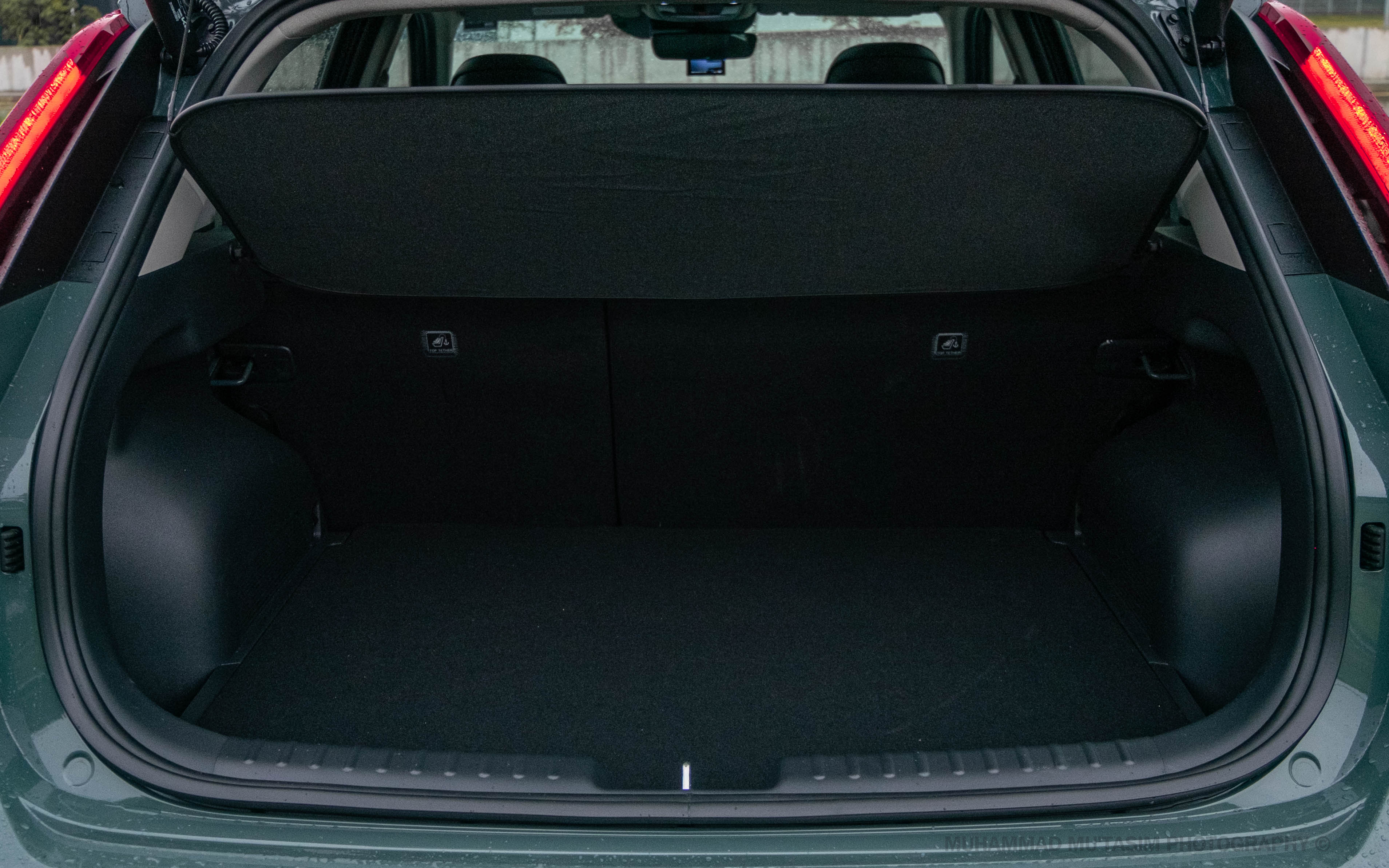 mReview: Kia Niro Hybrid 1.6 SX - Prius Who? | Articles | Motorist ...