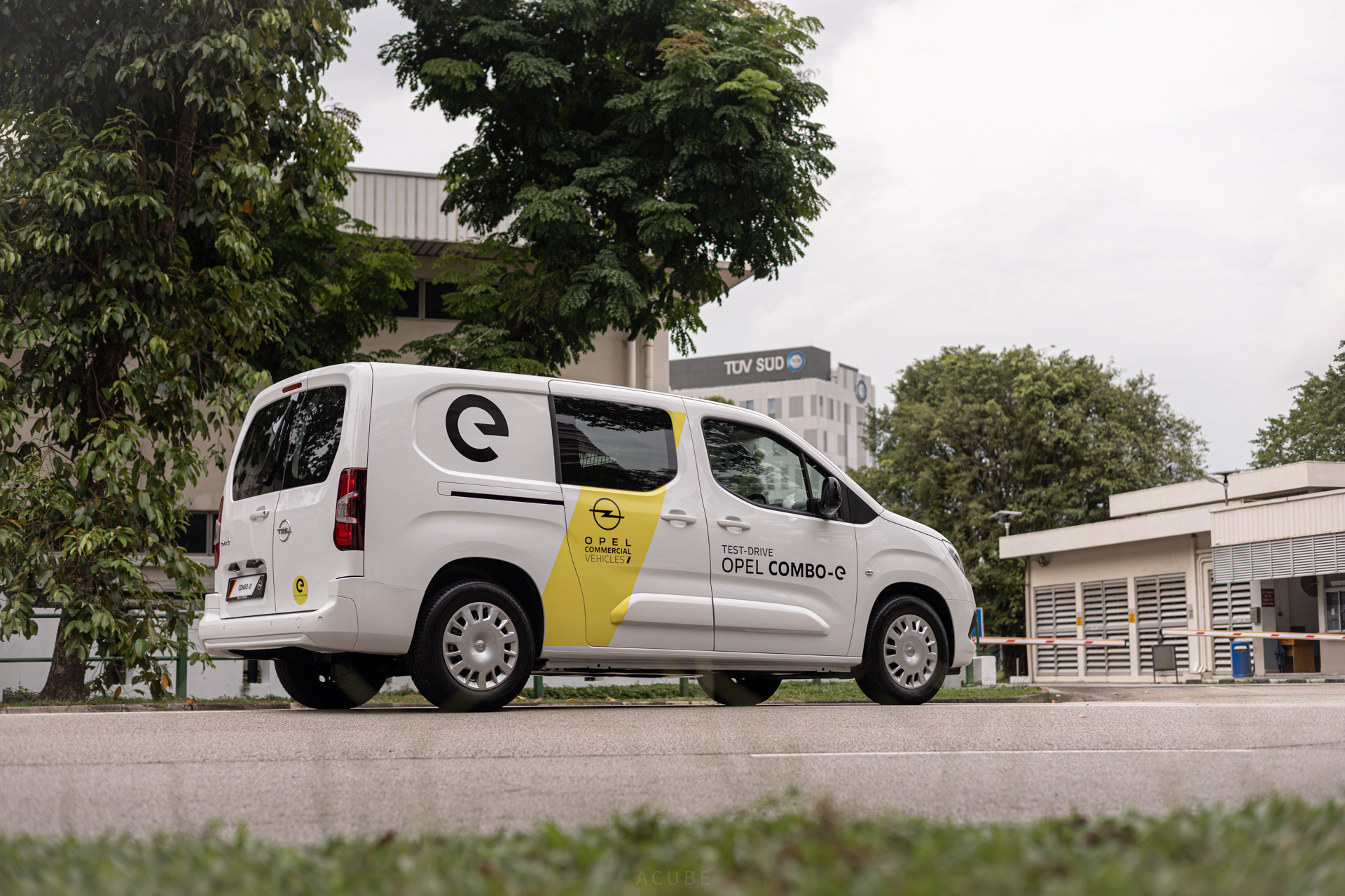 mReview: Opel Combo-e - A Van That Almost Feels Like A Car | Articles ...