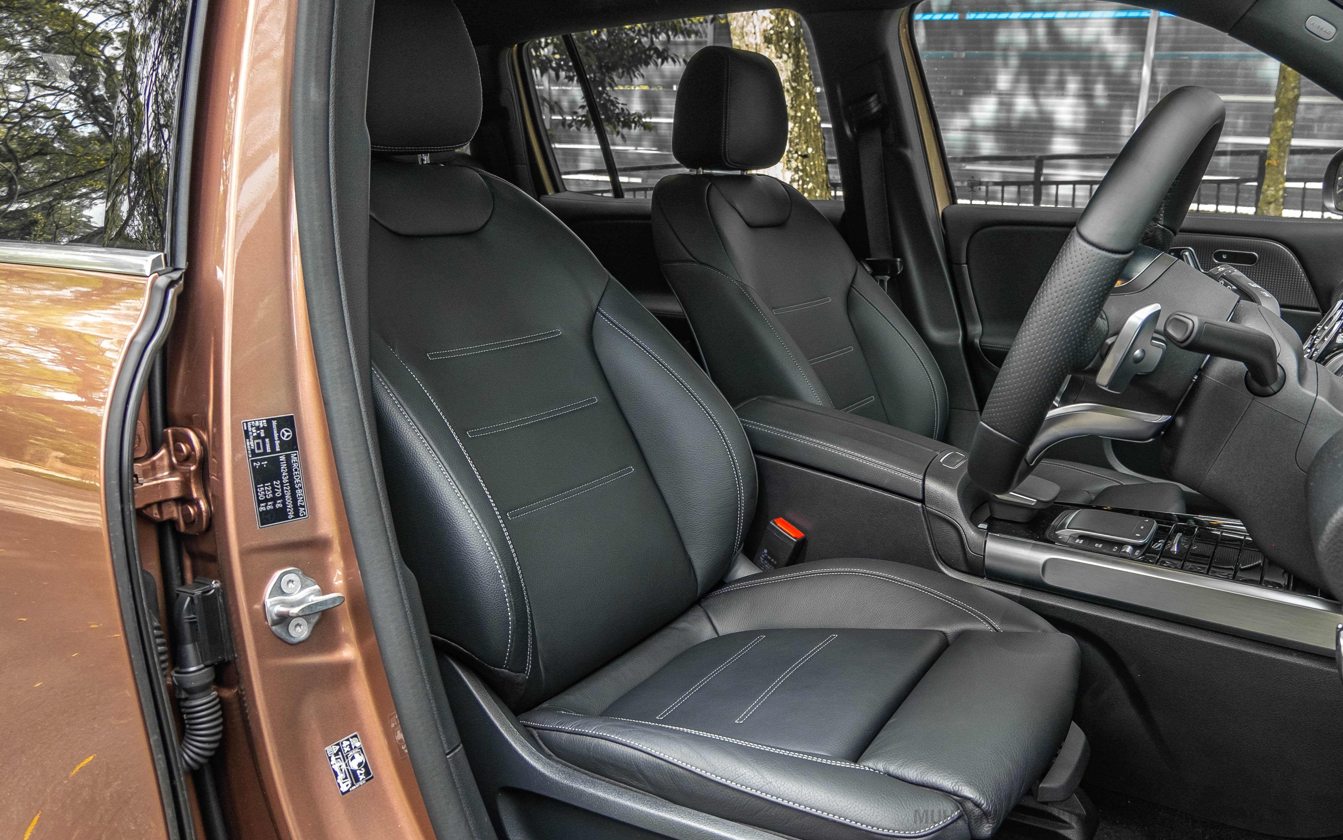 mReview: Mercedes-Benz EQB 350 AMG Line - The Better Twin | Articles ...