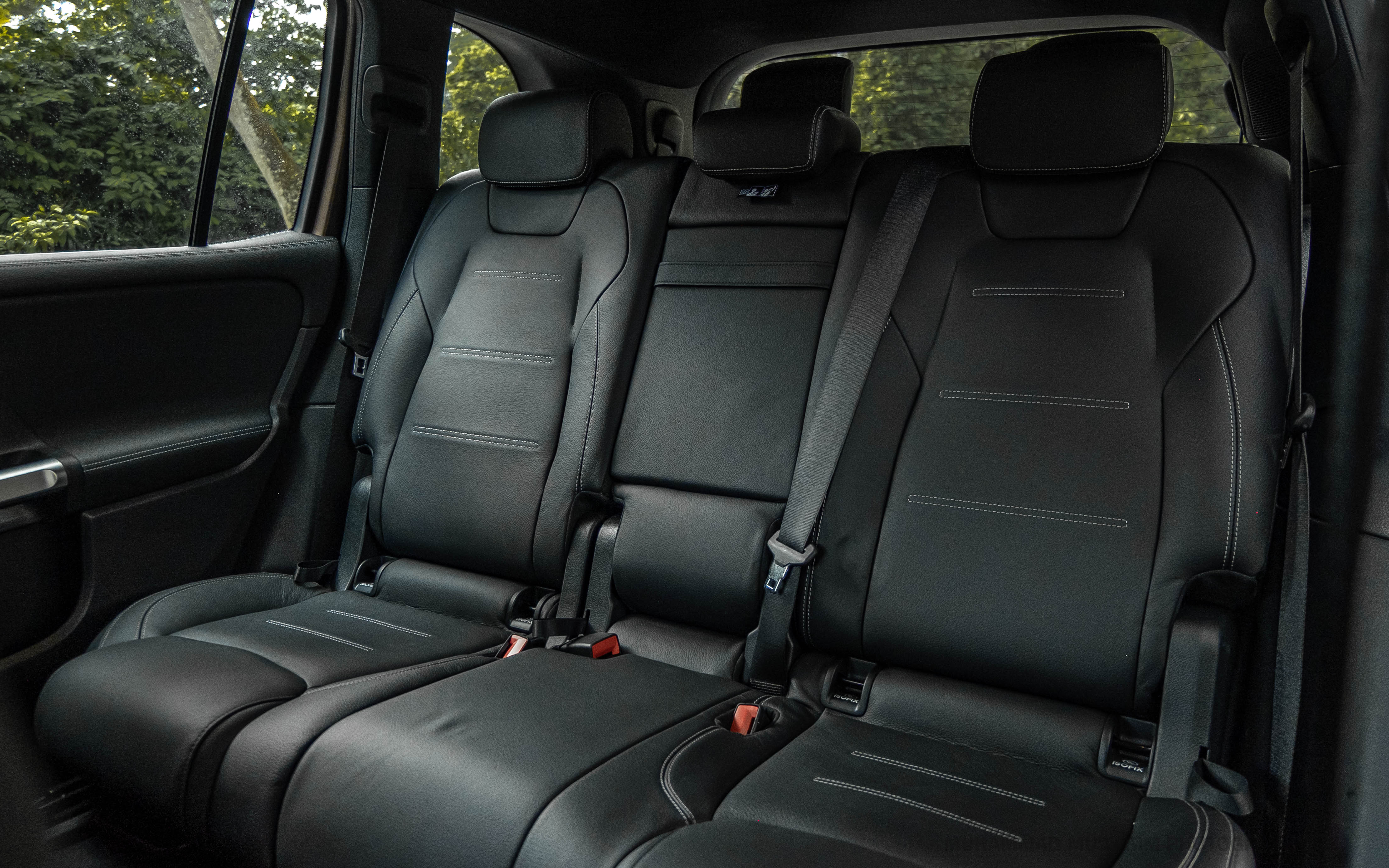 mReview: Mercedes-Benz EQB 350 AMG Line - The Better Twin | Articles ...