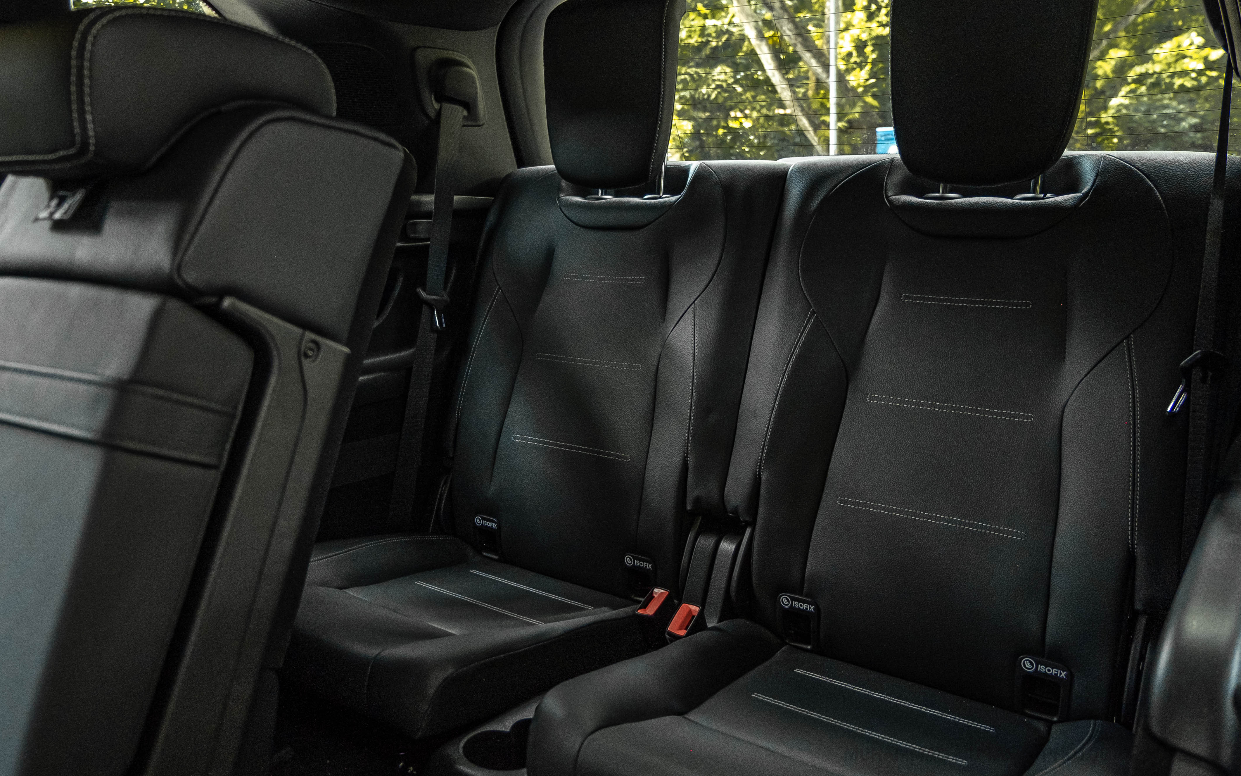 mReview: Mercedes-Benz EQB 350 AMG Line - The Better Twin | Articles ...