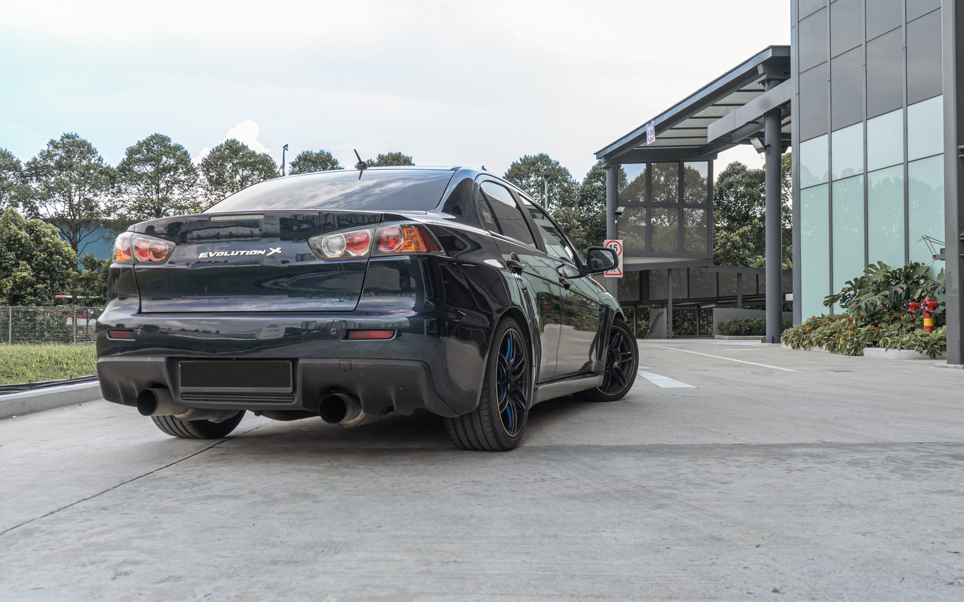 Motorist Car Buyer's Guide: Mitsubishi Evolution X GSR | Articles ...