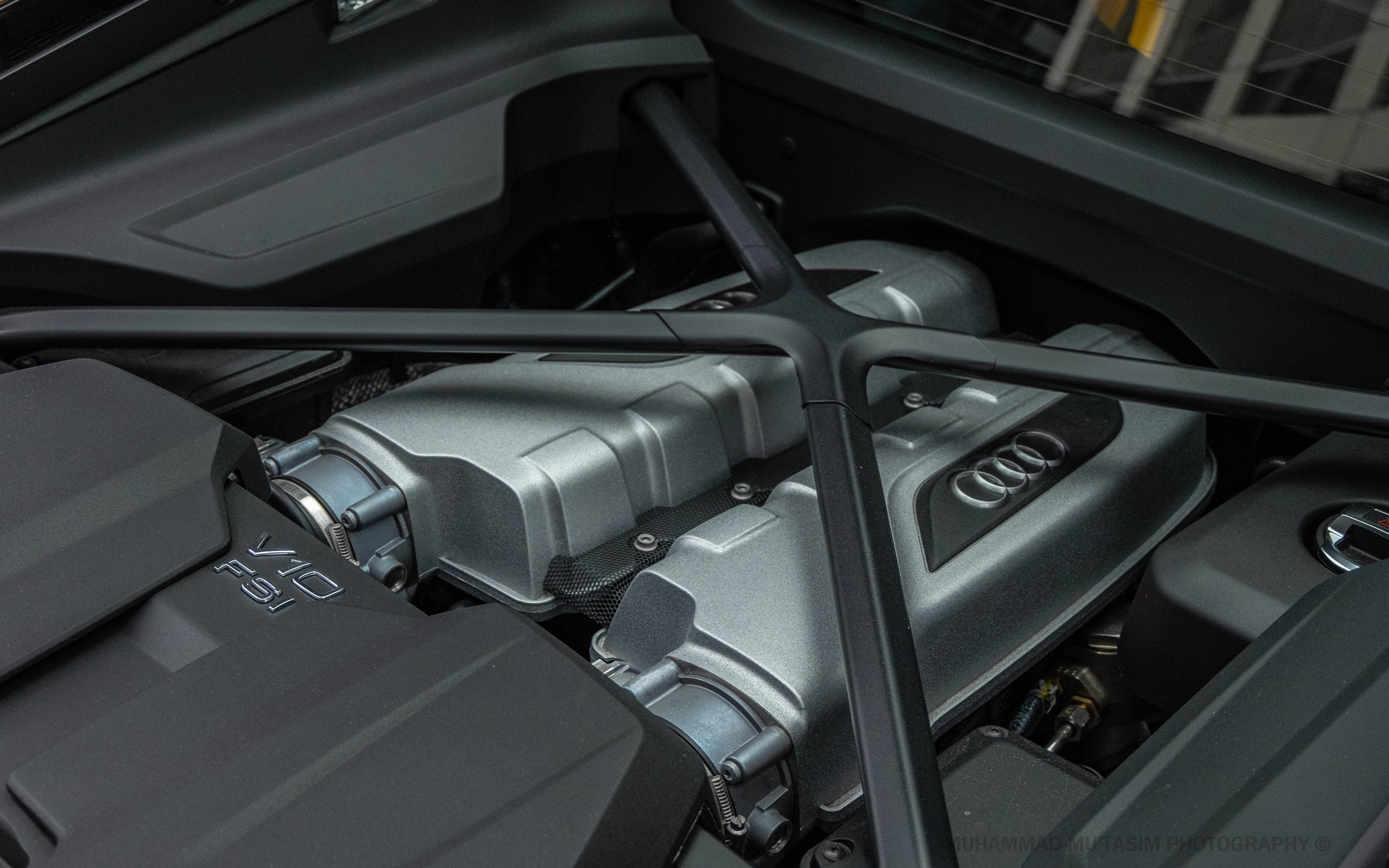 Car Review: Audi R8 V10 Performance RWD – A Truly Grand Finale – Khmer ...