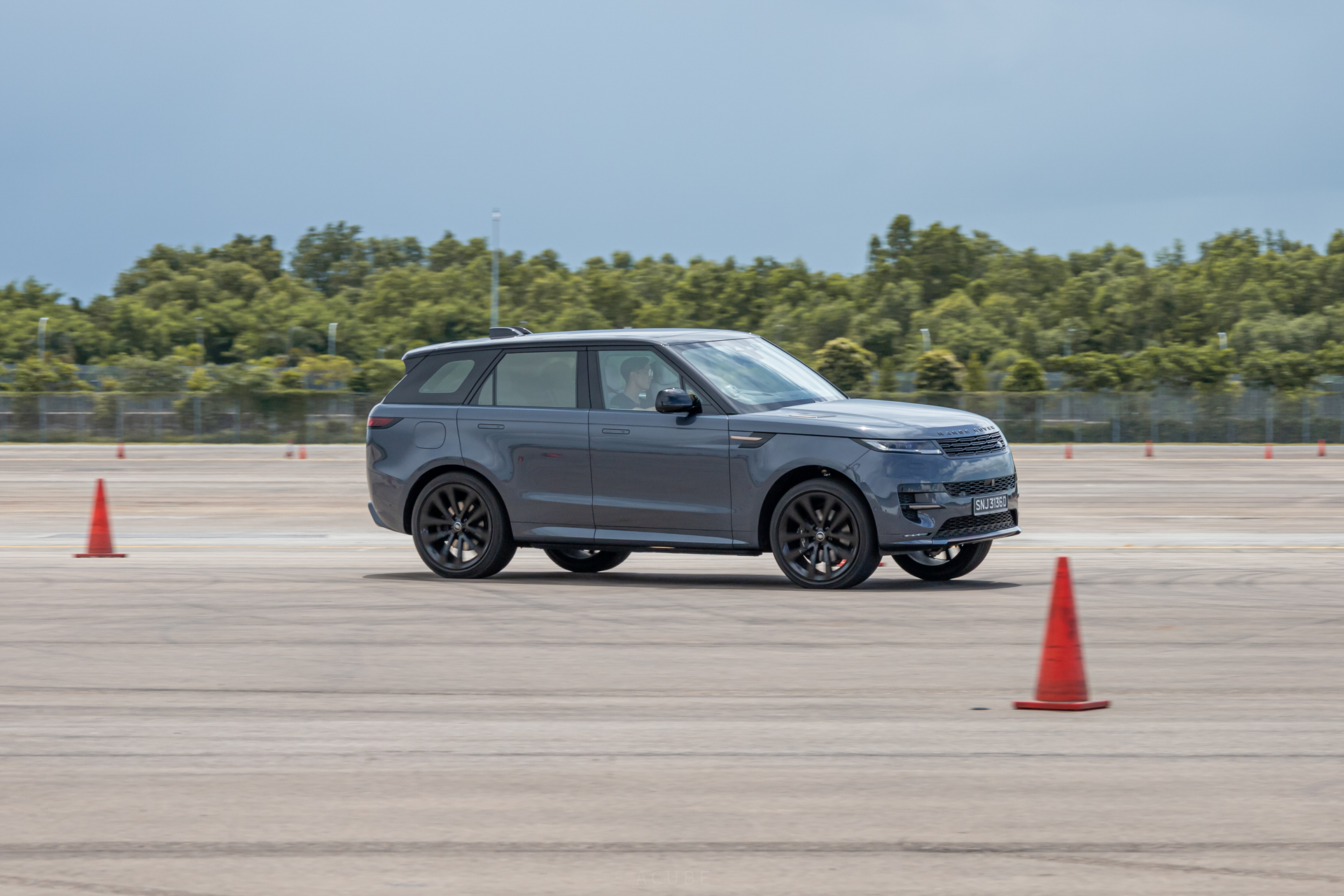 The All-New Range Rover Sport Lives up to its ‘Sport’ Moniker ...