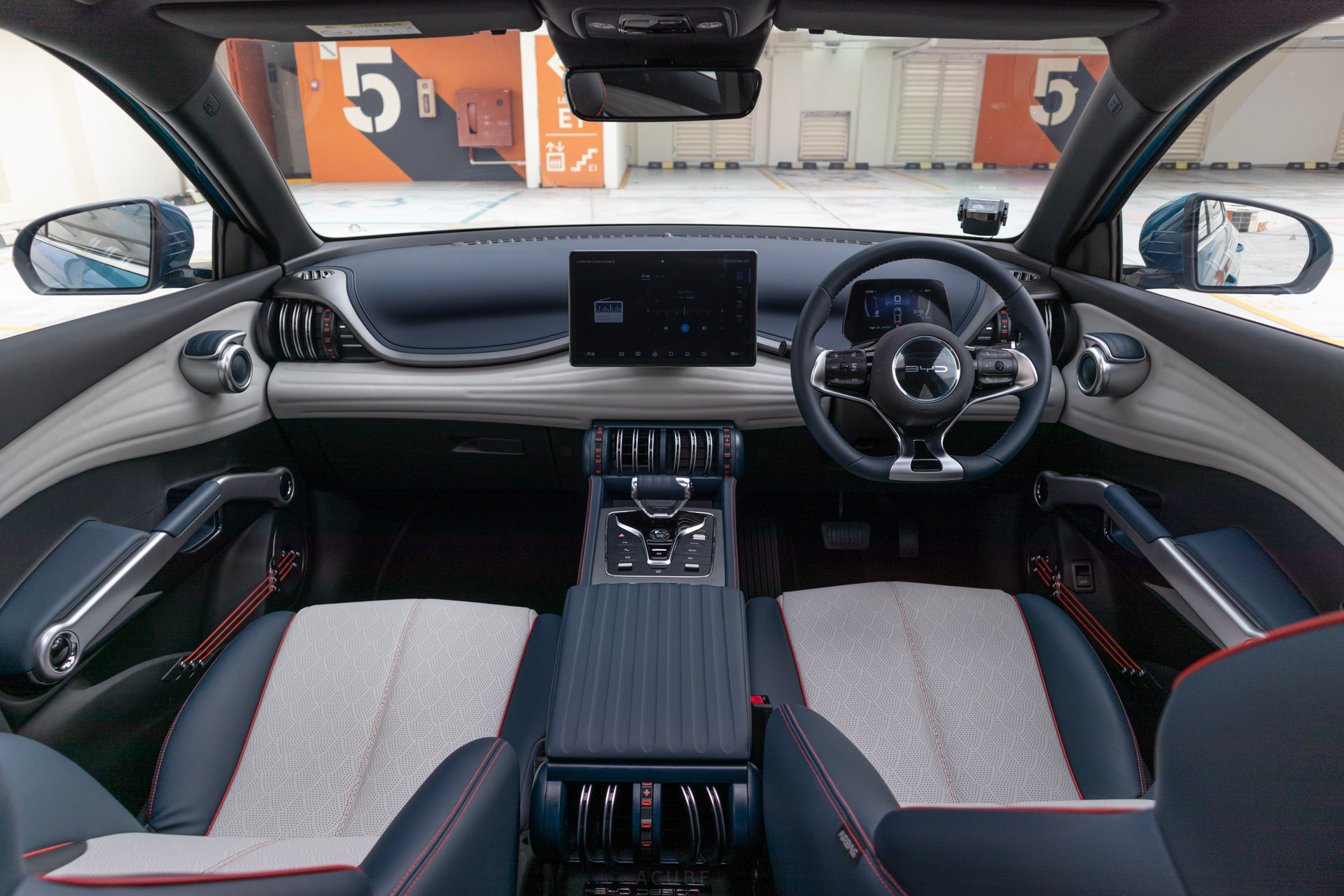 BYD ATTO 3 สามารถควบคุมผ่านแอปมือถือได้! | บทความ | Motorist Thailand