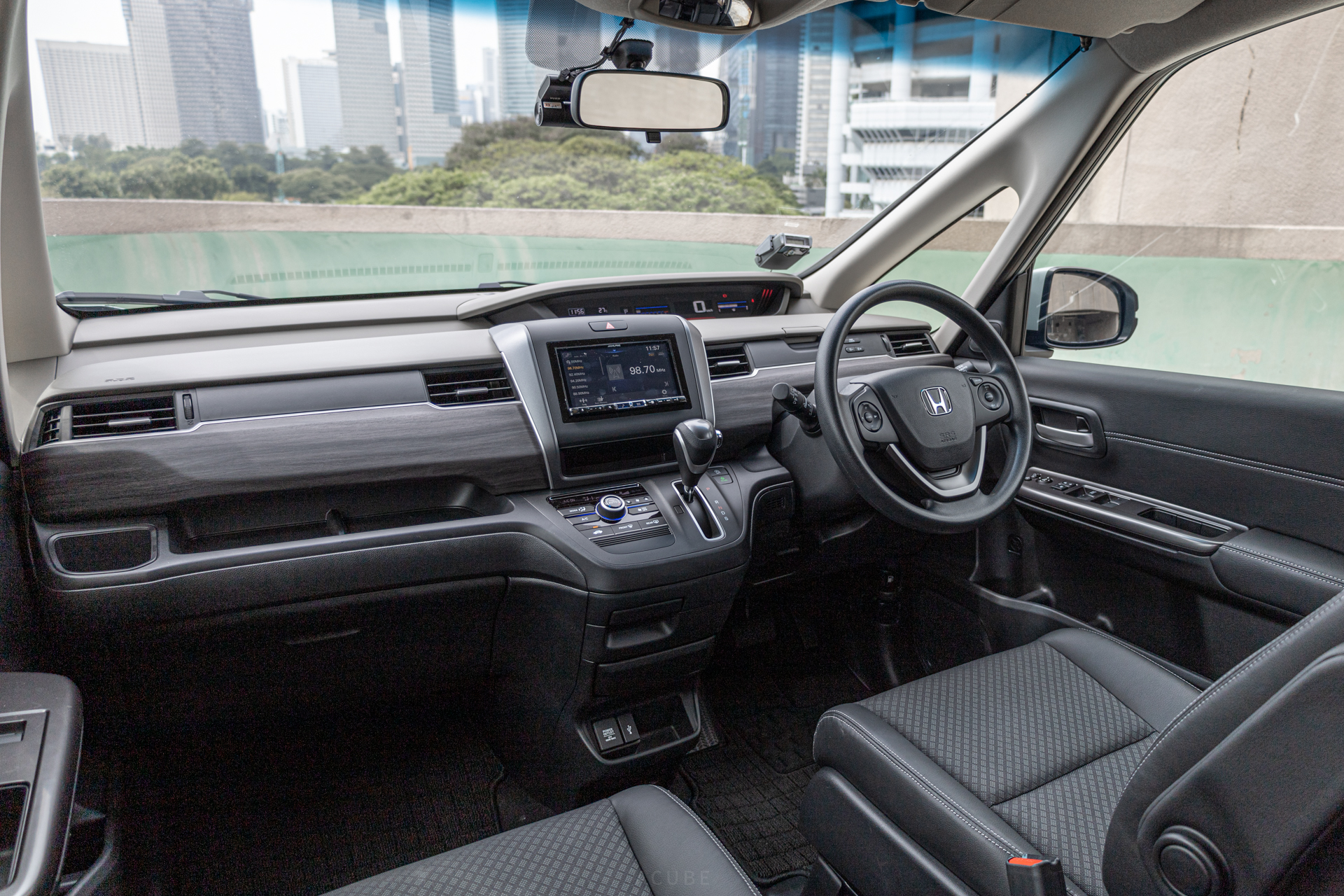 Car Review: 2023 Honda Freed – True Cost of Freedom – Khmer Daily ...