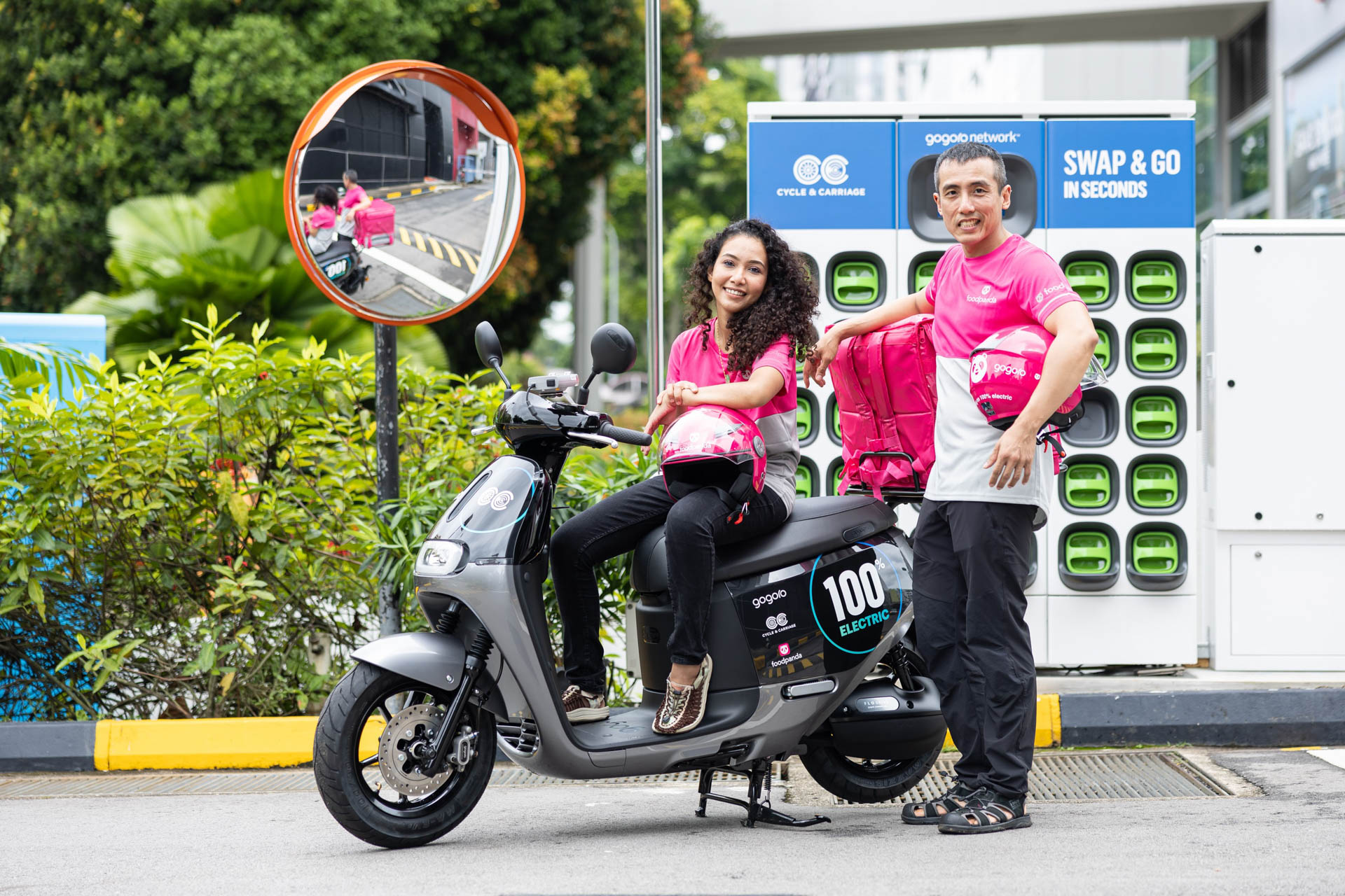 Foodpanda Riders Can Now Lease Battery-Swappable Electric Motorbikes | Articles | Motorist Singapore