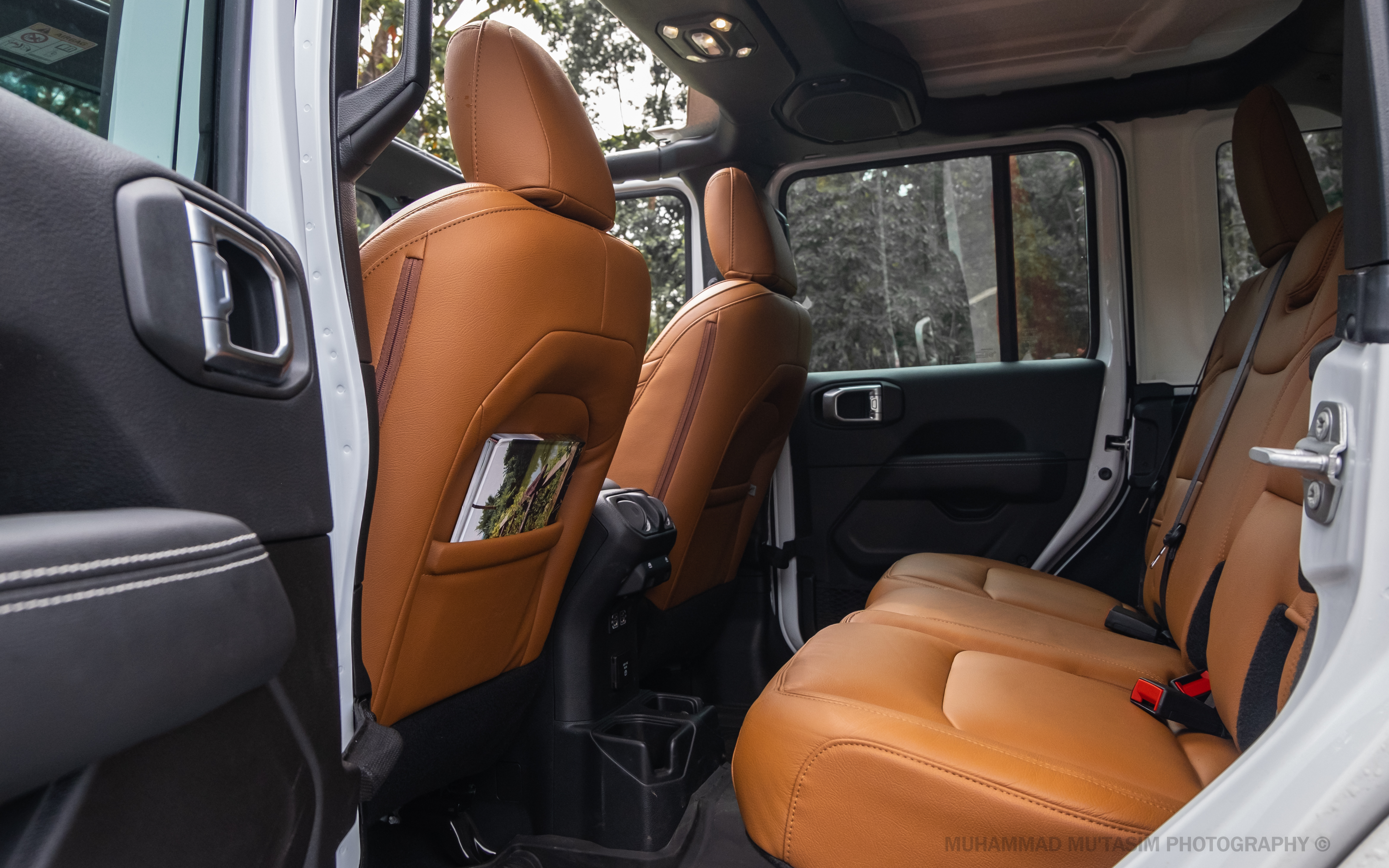 mReview: Jeep Wrangler Sahara 2.0 - America's Flawed Foreign Policy ...