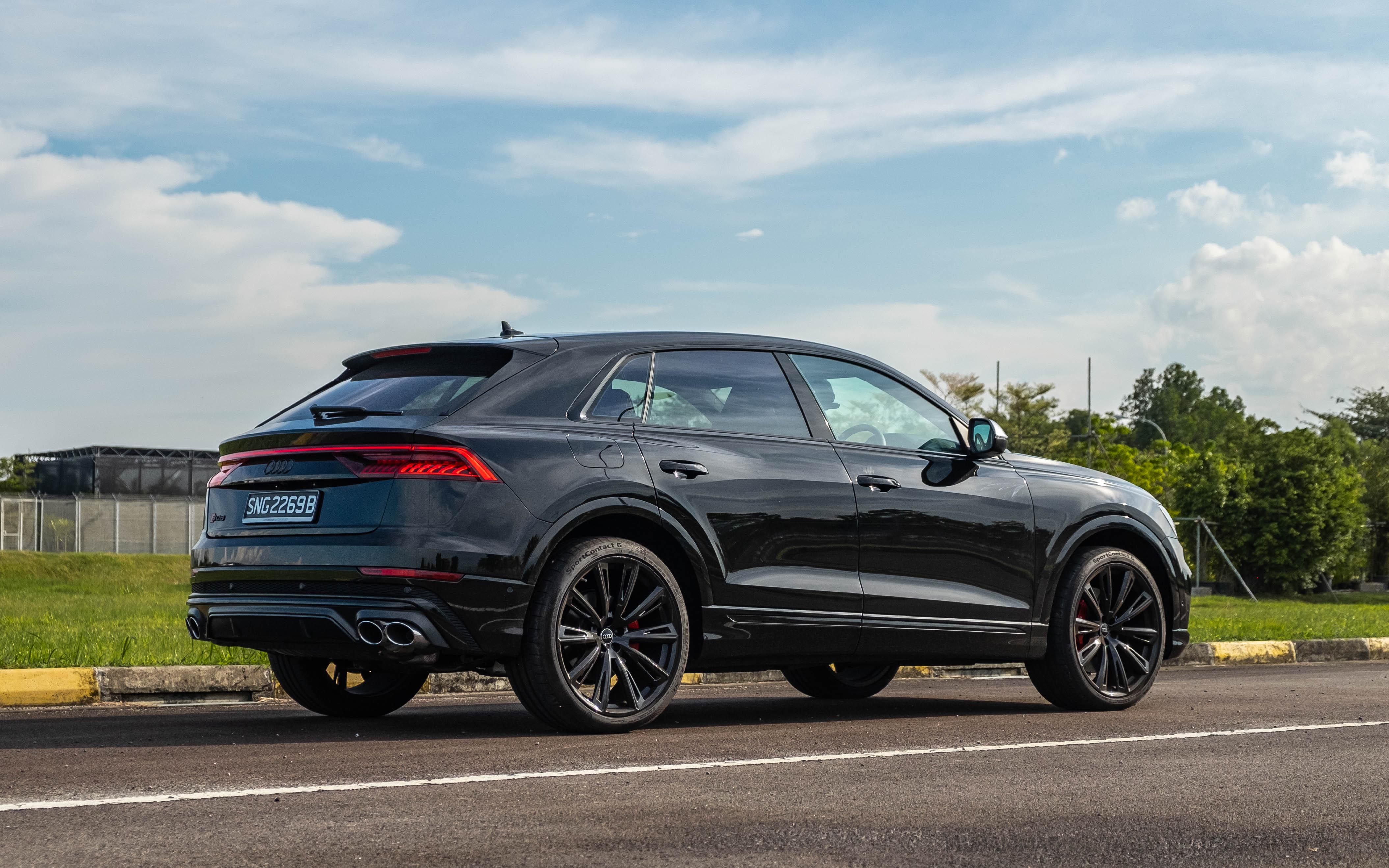 mReview: Audi SQ8 - The Ultimate Roadgoing Jetliner | Articles ...