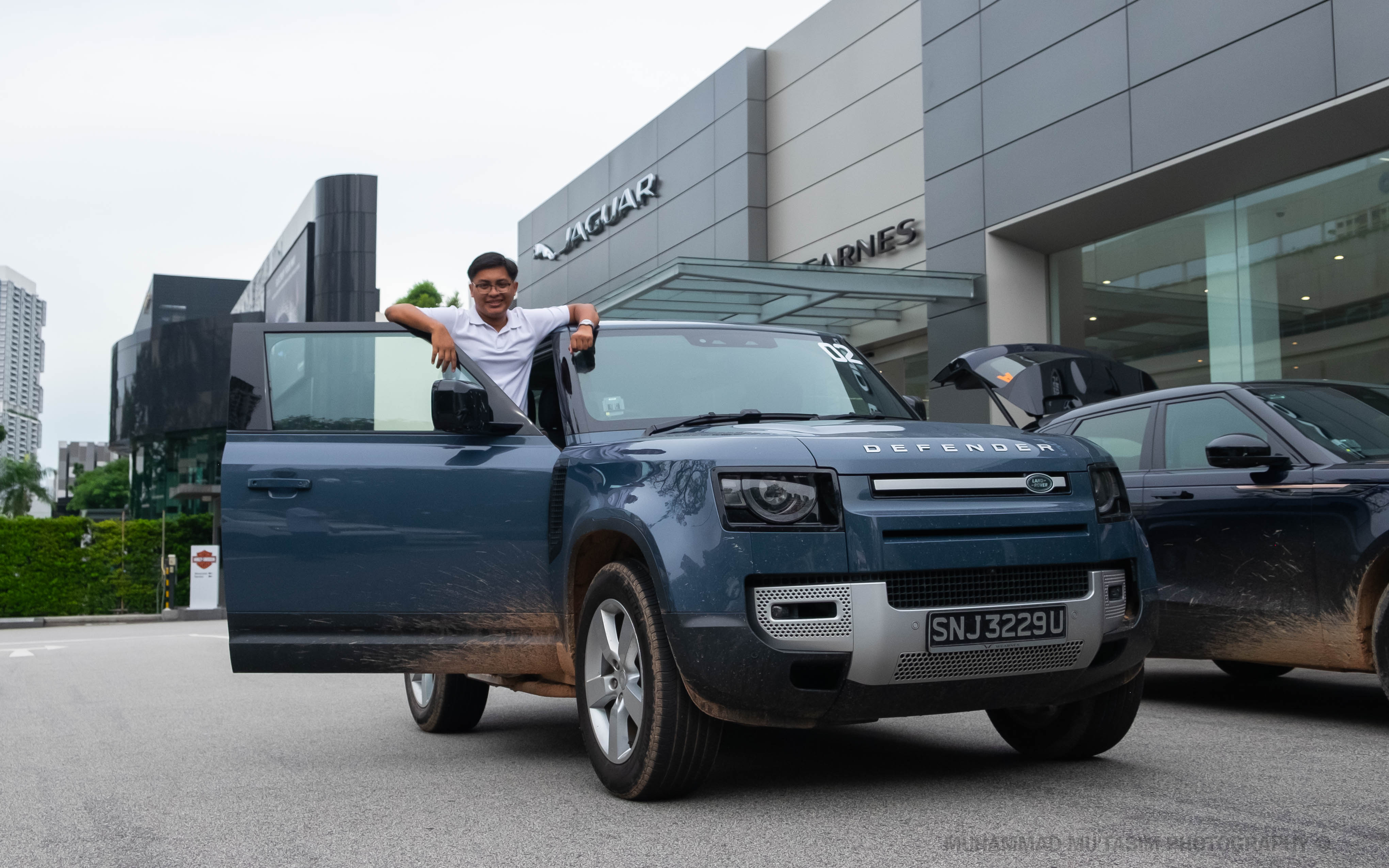 Defending Its Title: The New Land Rover Defender Shows Us How It's Done ...